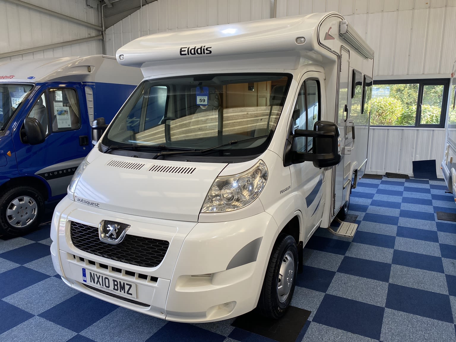 2010 Elddis Autoquest 120 White