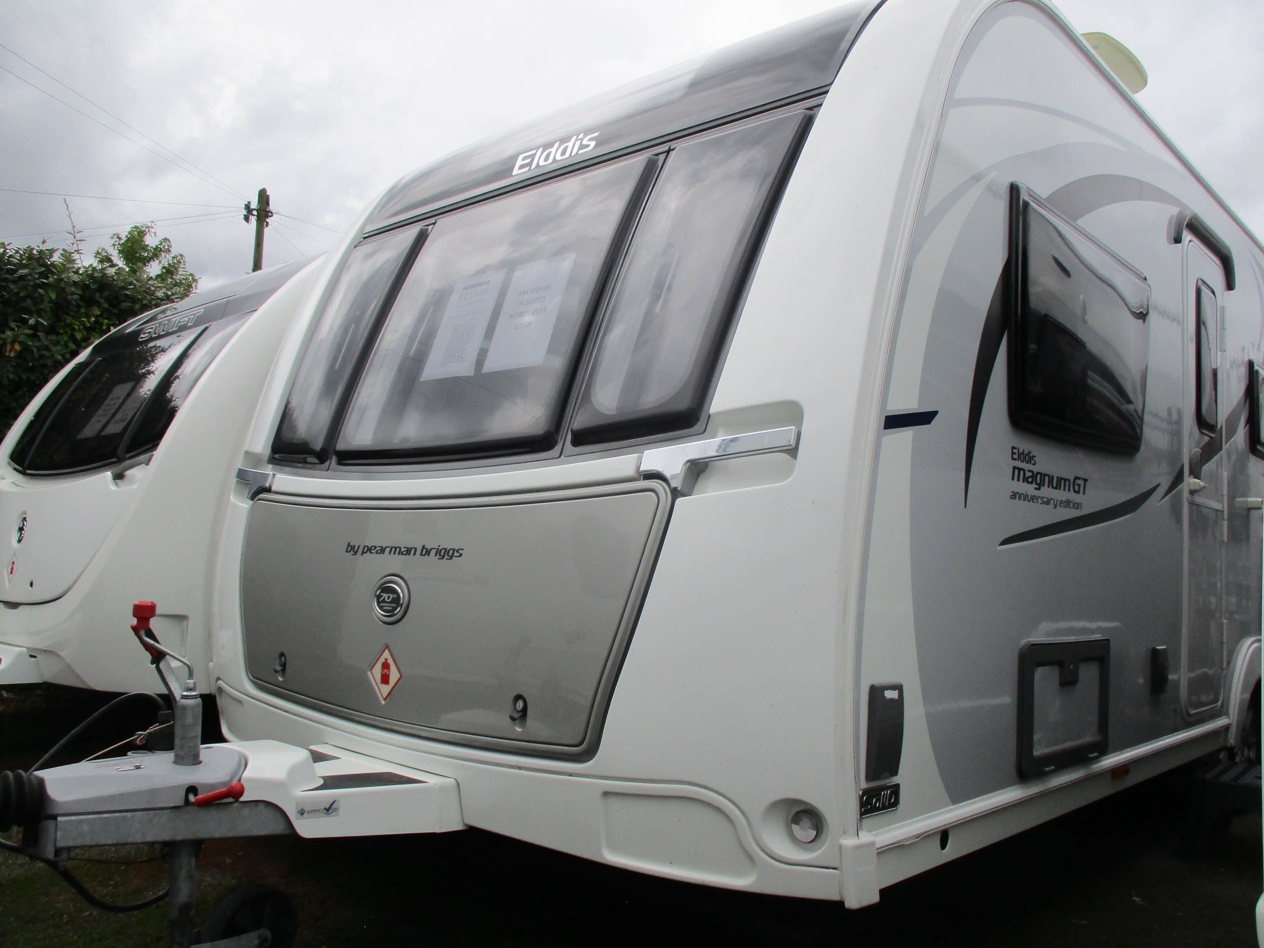 2017 Elddis Avante Grey