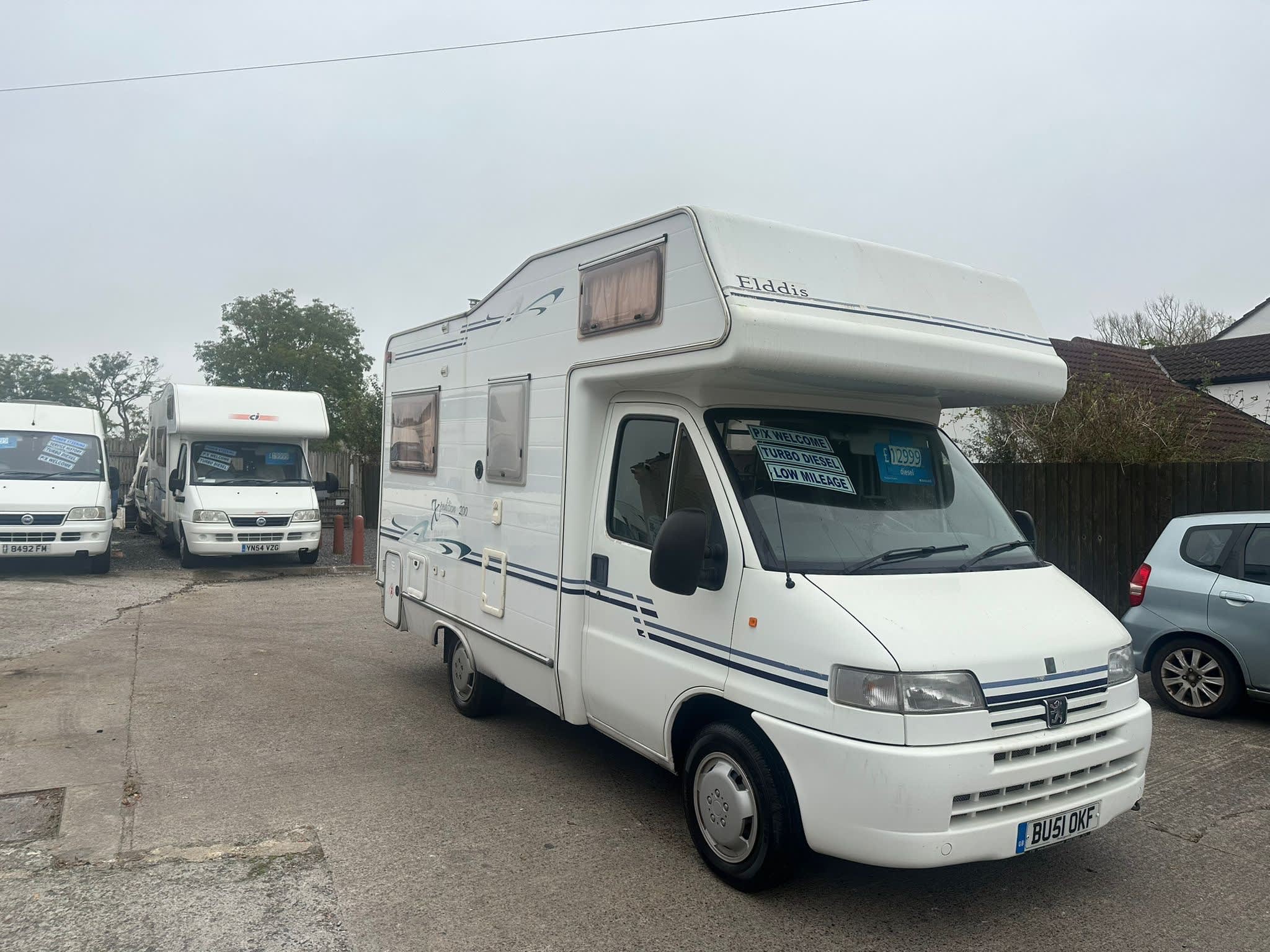 2001 Elddis Expedition White