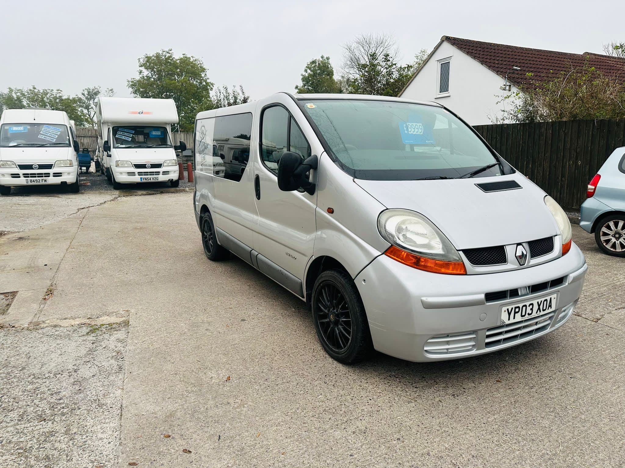 2003 Renault Trafic Silver