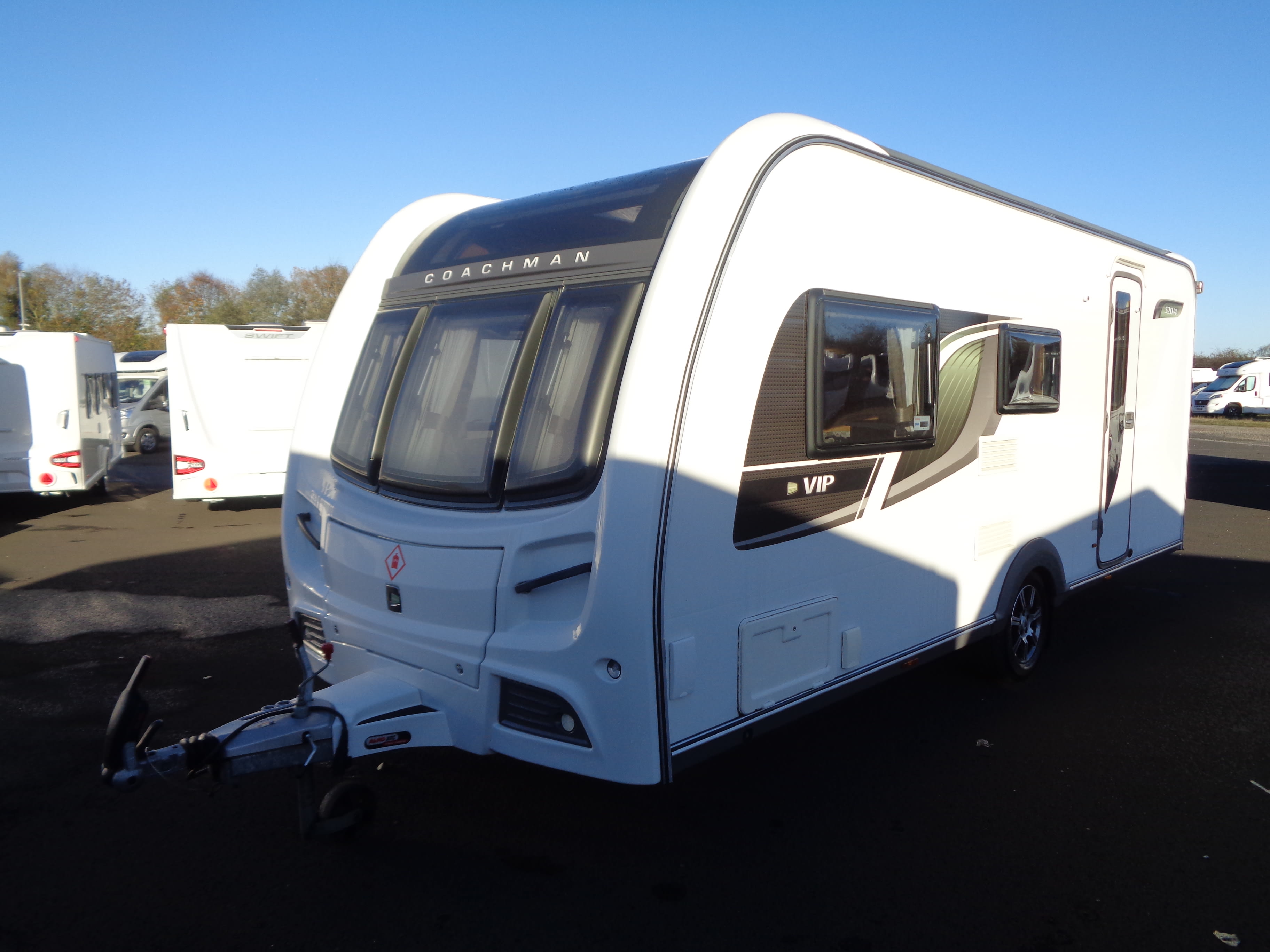 2013 Coachman Vip 520 . . Single Axle 4 Berth 2013