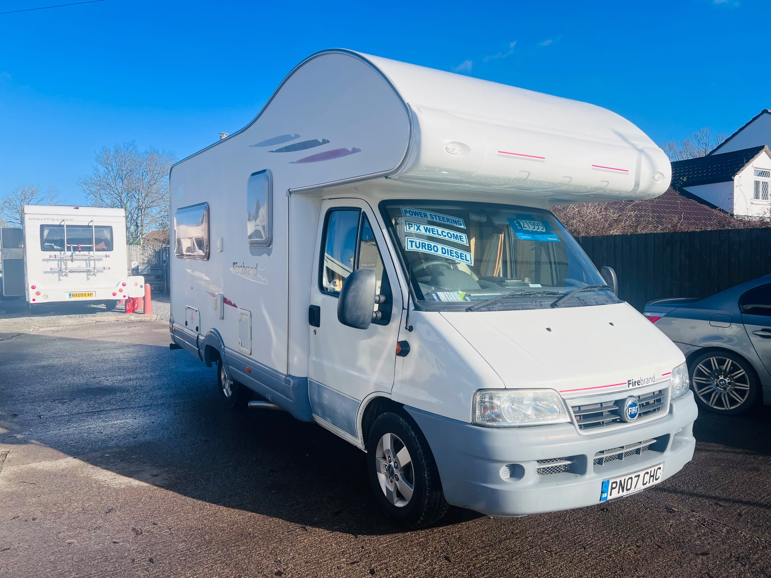 2007 Swift Firebrand 590 White