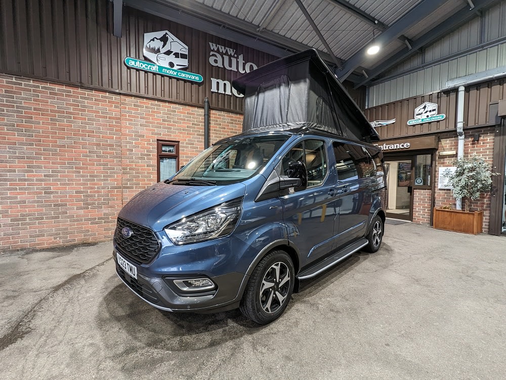Ford Transit Custom Active 2023 Automatic Blue Brand New ...