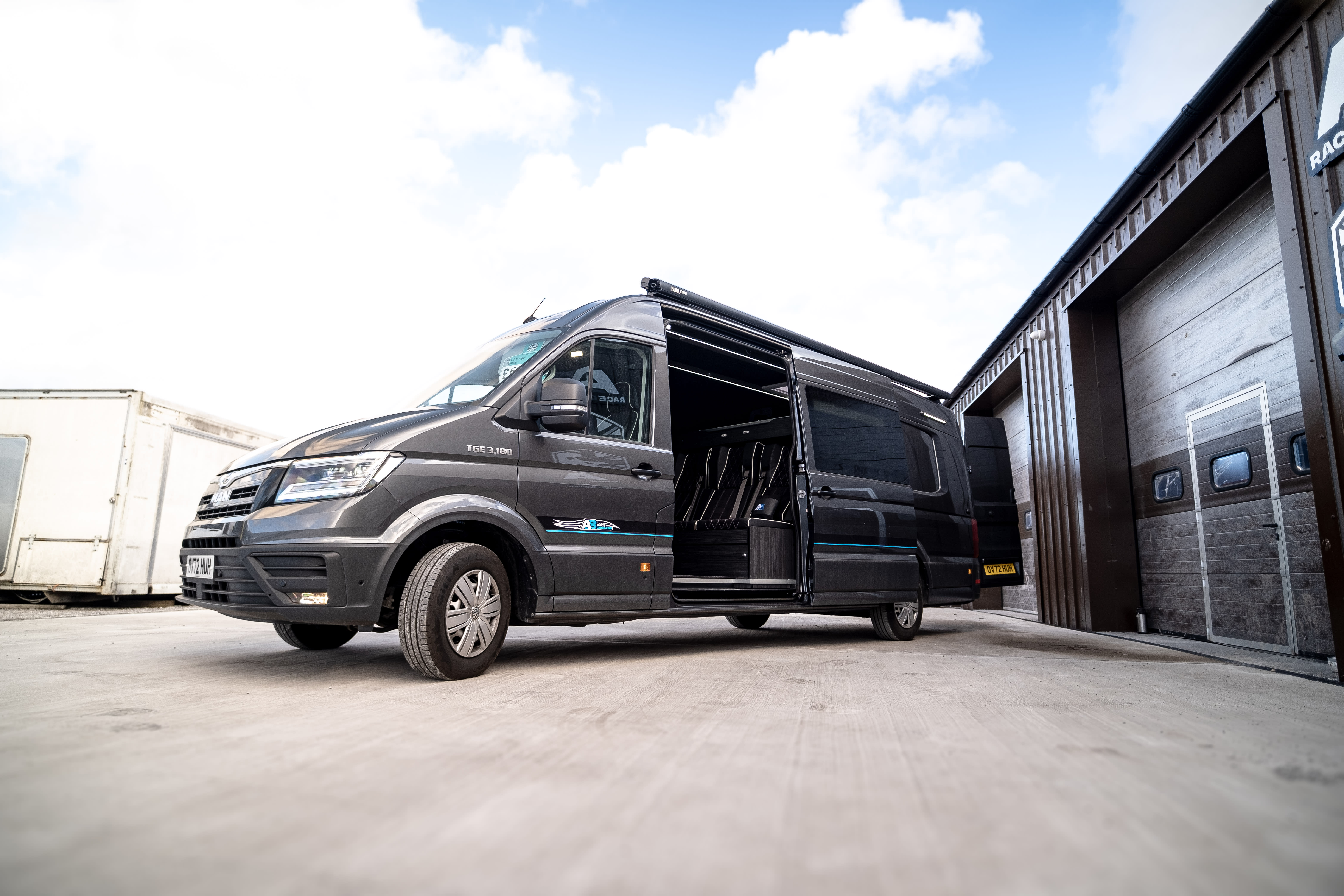 Man Tge 180 Ab Race Cruiser Welfare Vehicle