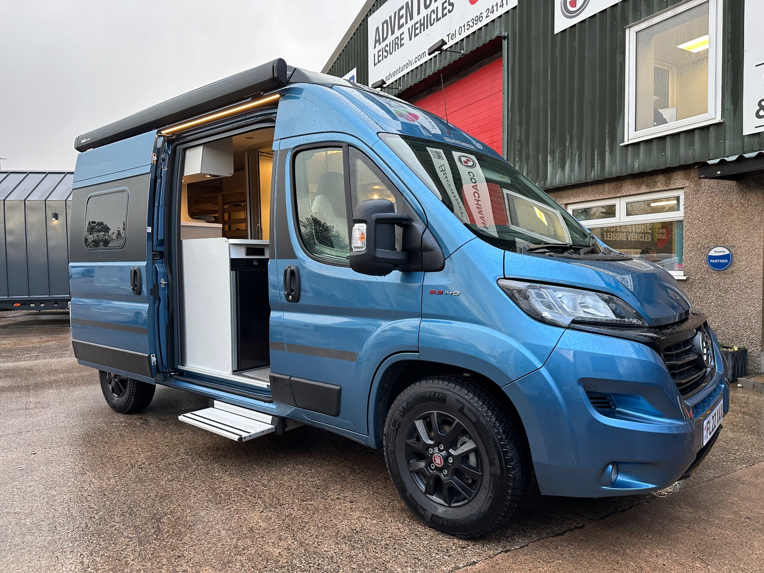2021 Hymer Free 540 Blue Evolution Blue