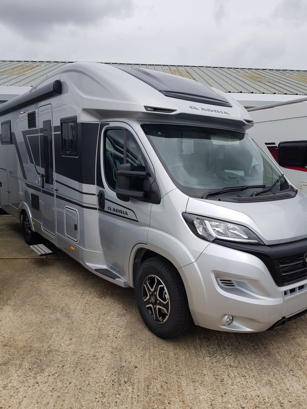 2023 Adria Matrix Supreme 670dc (ref: N3378 1025734 In St...