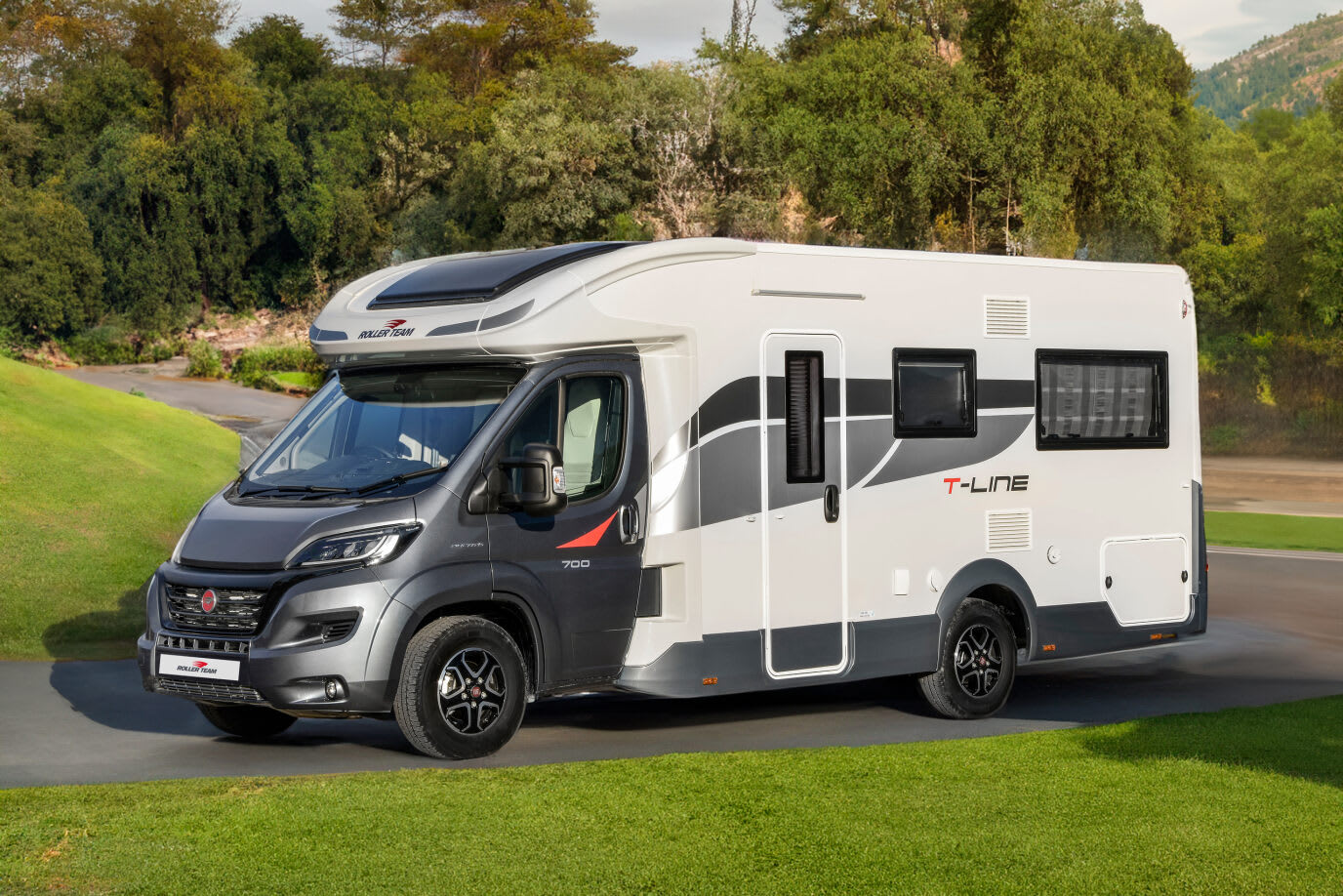 New 2024 Roller Team T-line 700