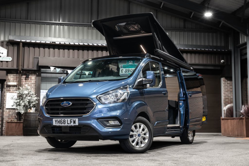 Ford Transit Custom Limited 2018 Blue Campervan