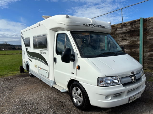 2006 Two Berth Autocruise Starburst Motorhome With Low Mi...