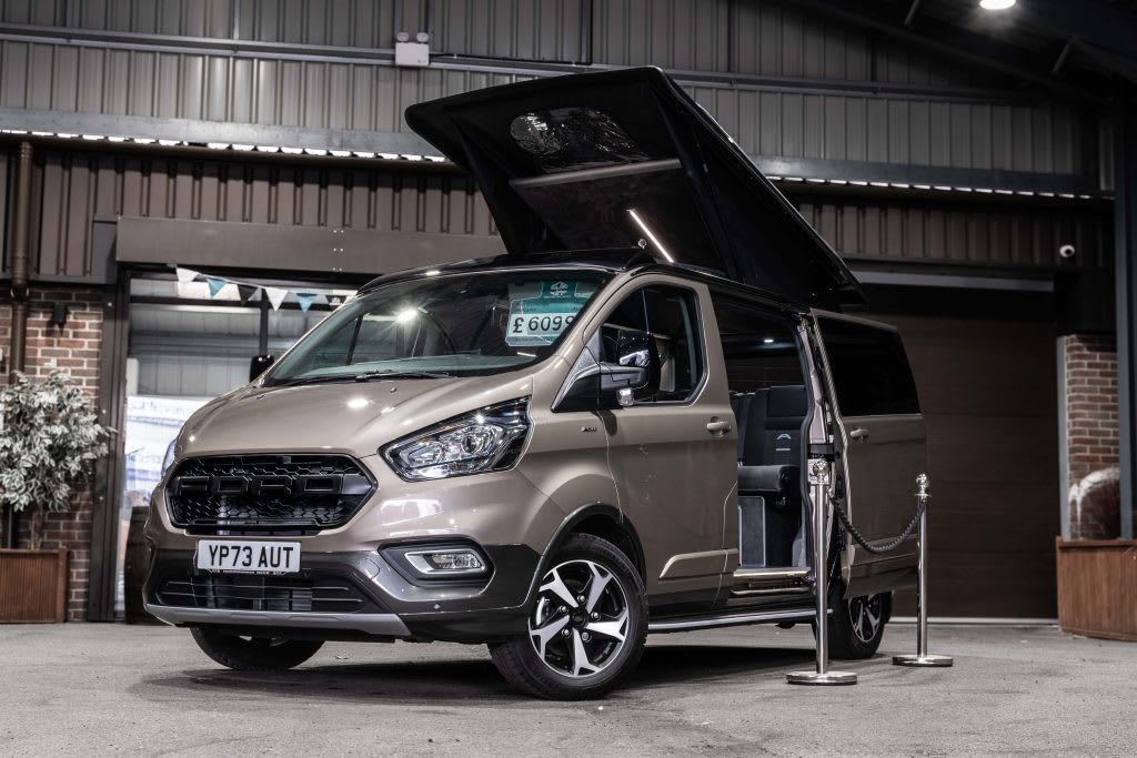 Ford Transit Custom Active Automatic 170 Bhp Brand New Ca...