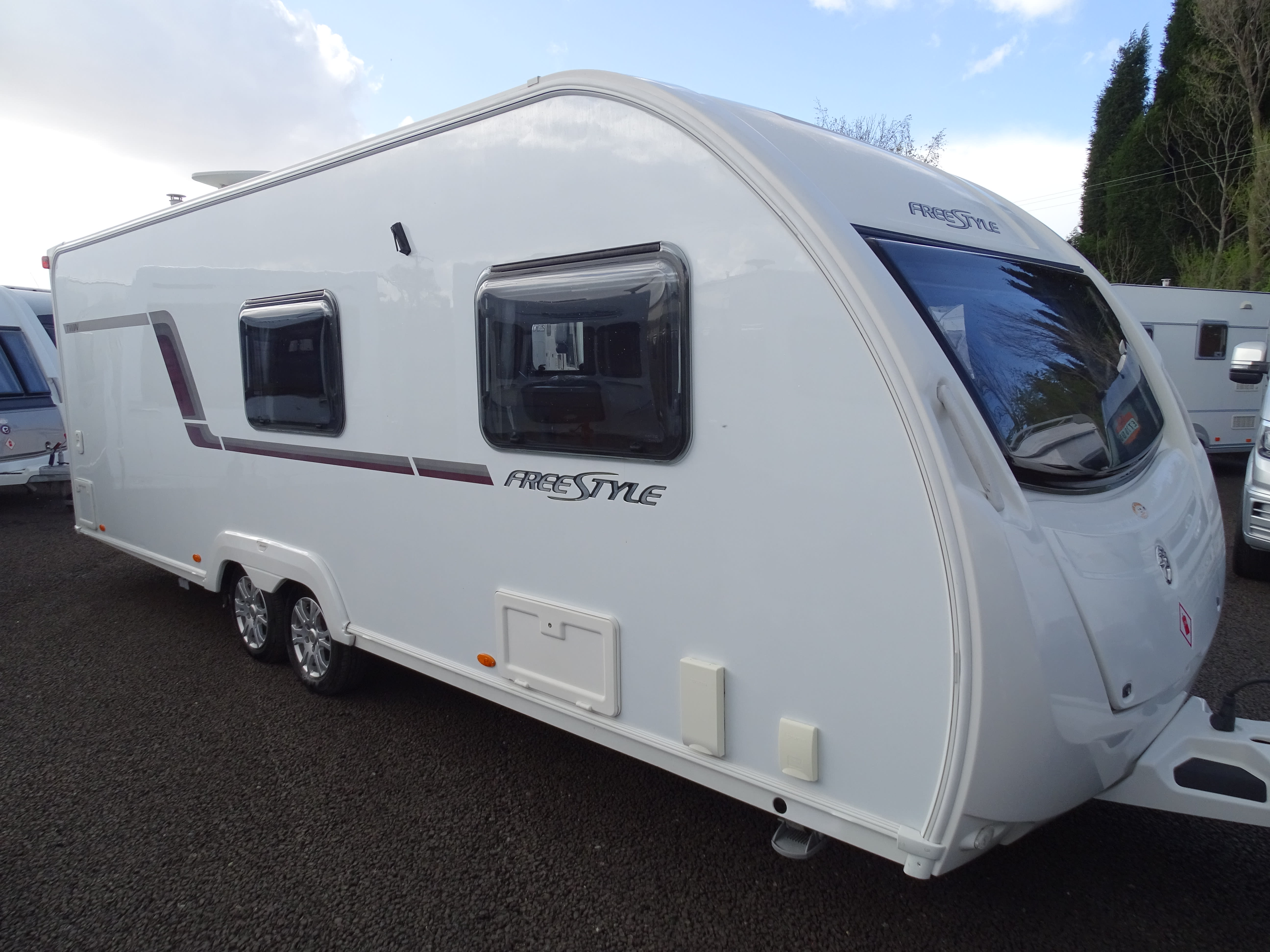 Swift Freestyle Quattro 2012 6 Berth Twin Axle Touring Ca...