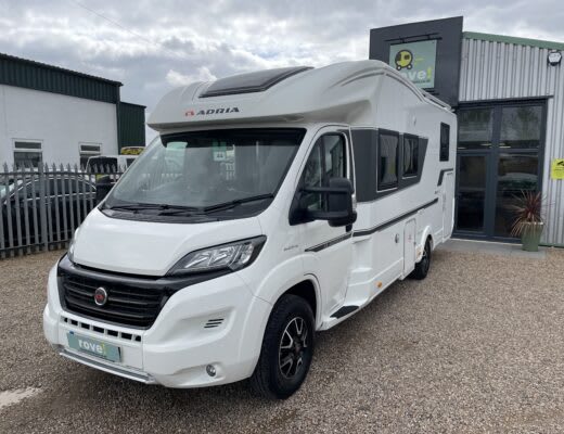 Used Adria Matrix Plus 670 Dc