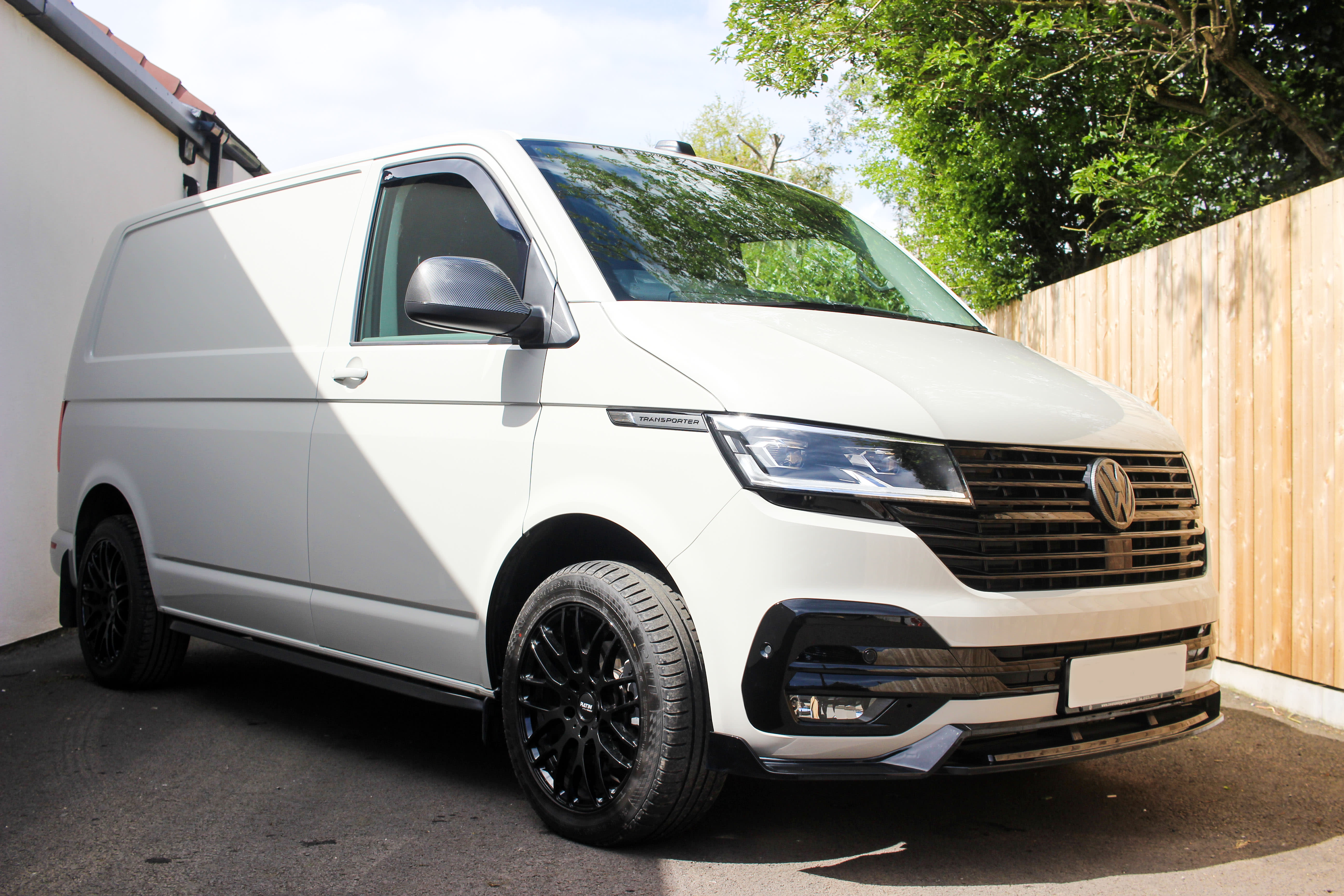 Vat Qualifying 2023 Vw Transporter T28 Highline Short Whe...