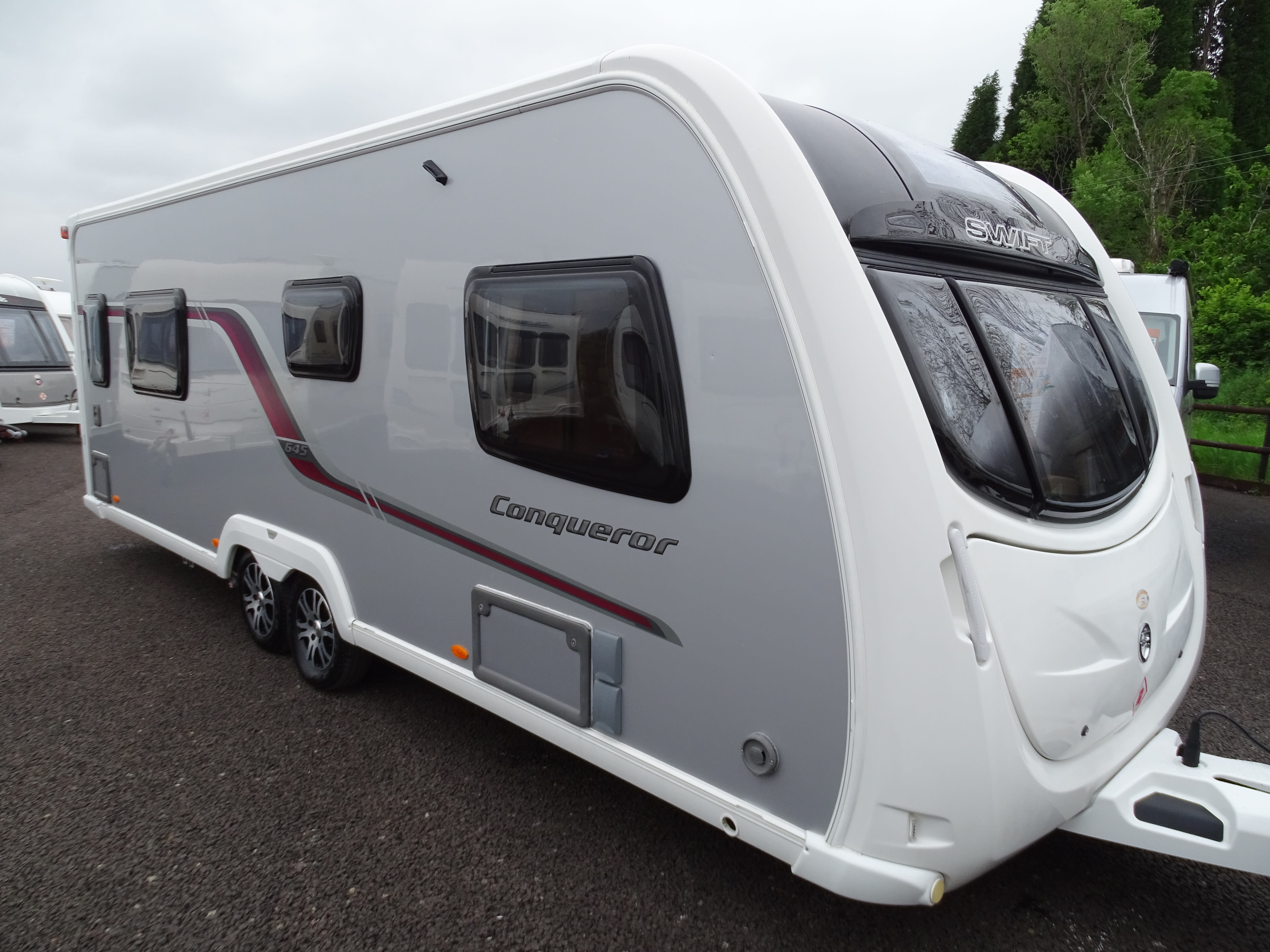 Swift Conqueror 645 2011 4 Berth Twin Axle Touring Carava...