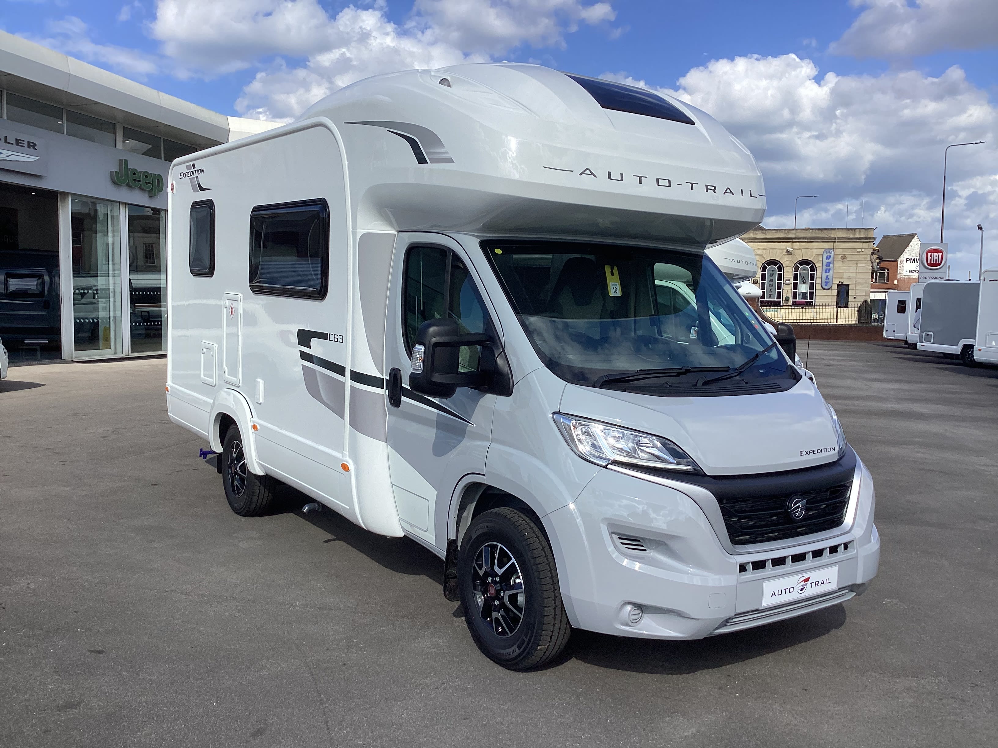 Auto-trail Expedition Coach Built C63