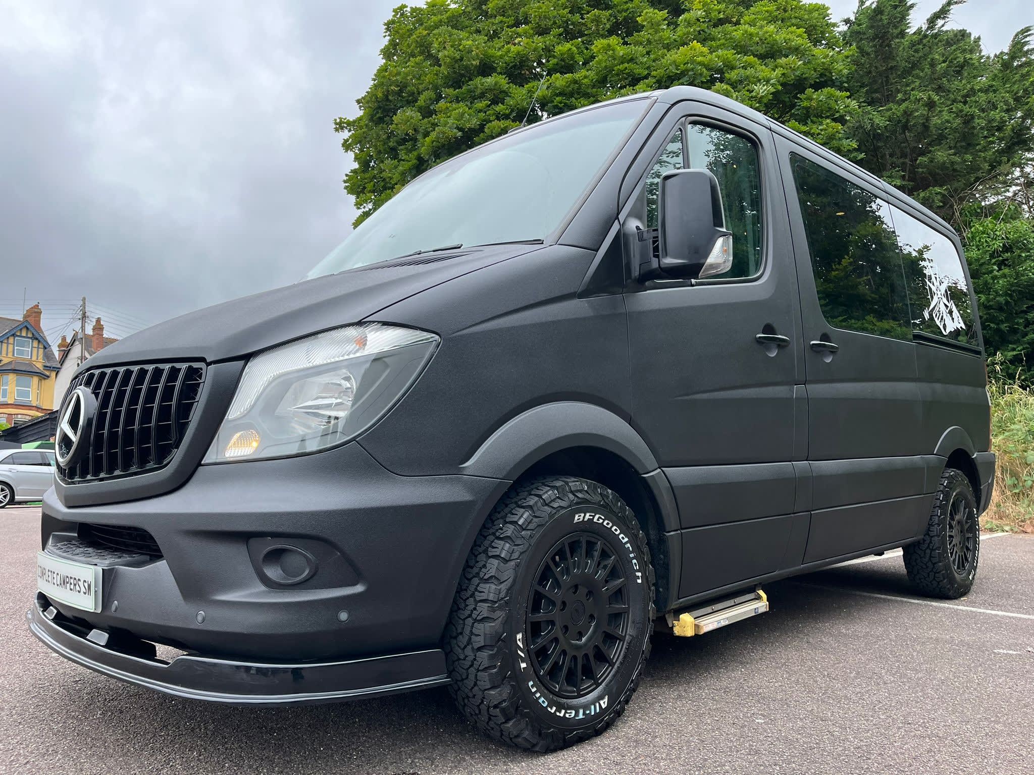 2015 Mercedes-benz Sprinter Blue