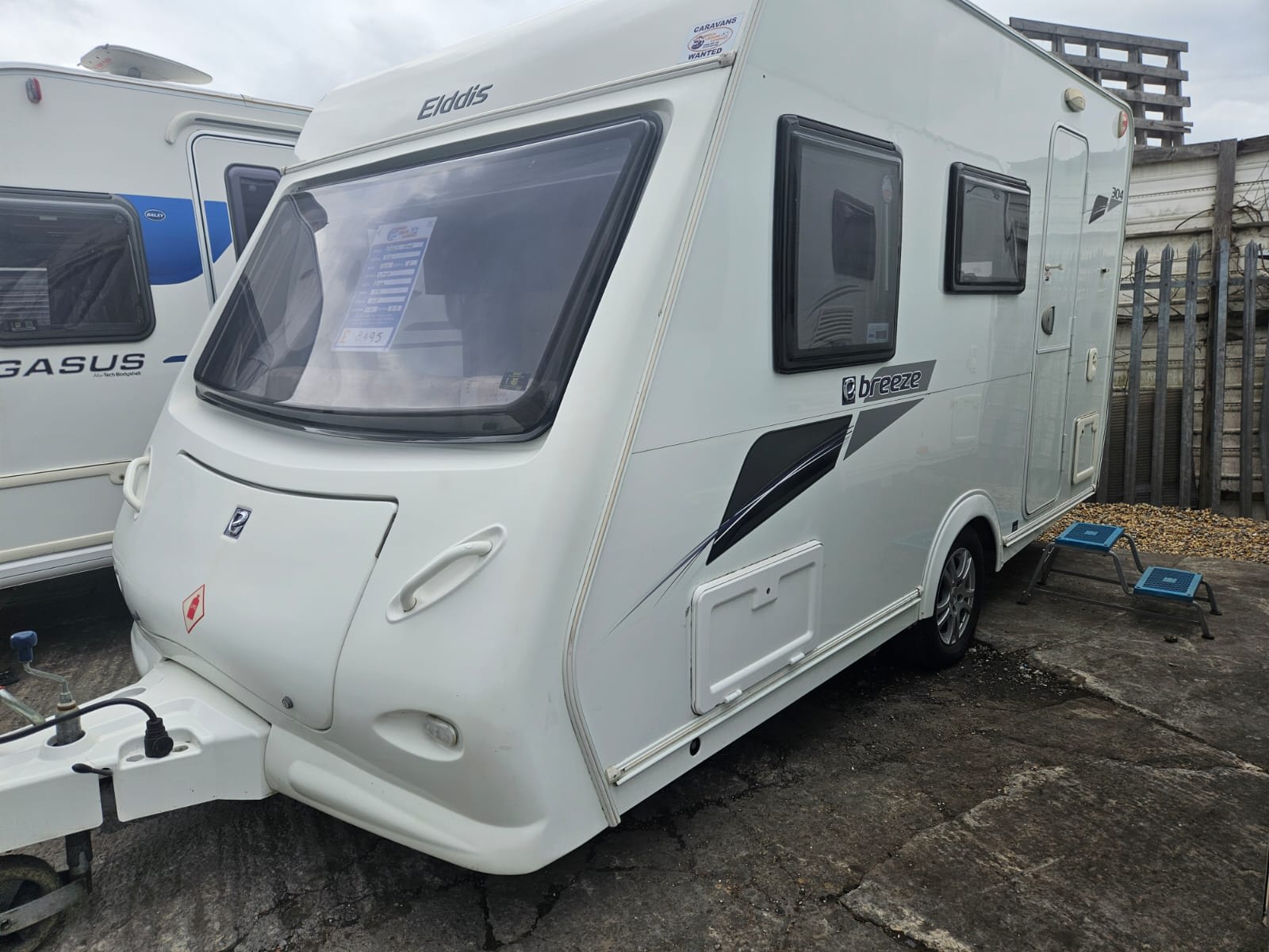 Elddis Xplore Breeze 304