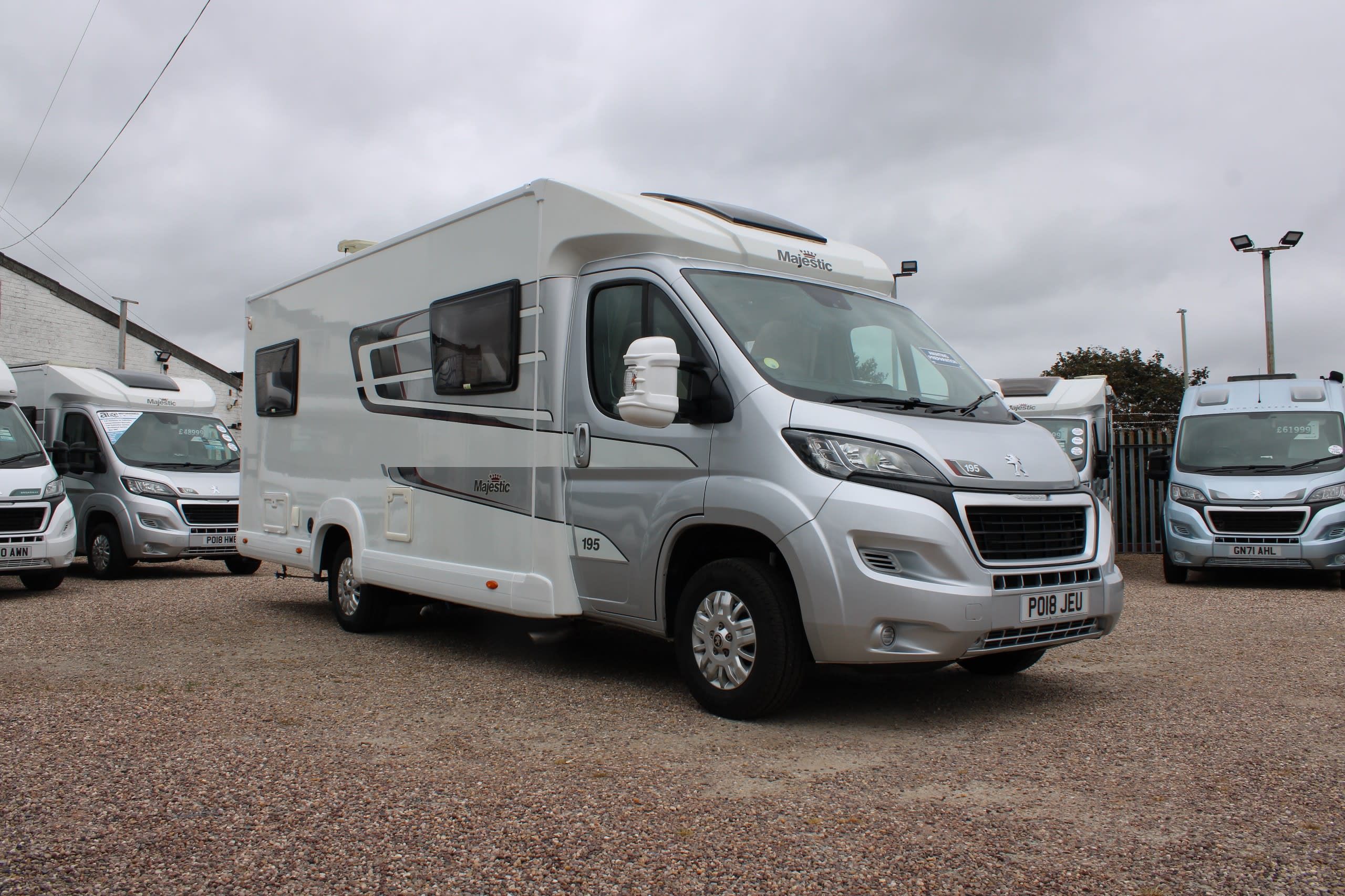 2018 Elddis Majestic 195 White