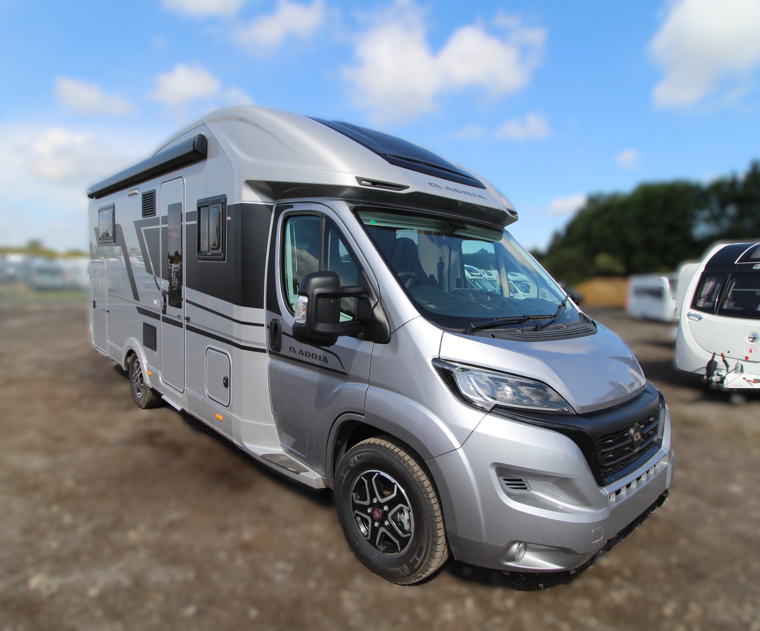 New Adria Matrix Supreme 670 Dl - 2024 (36260)