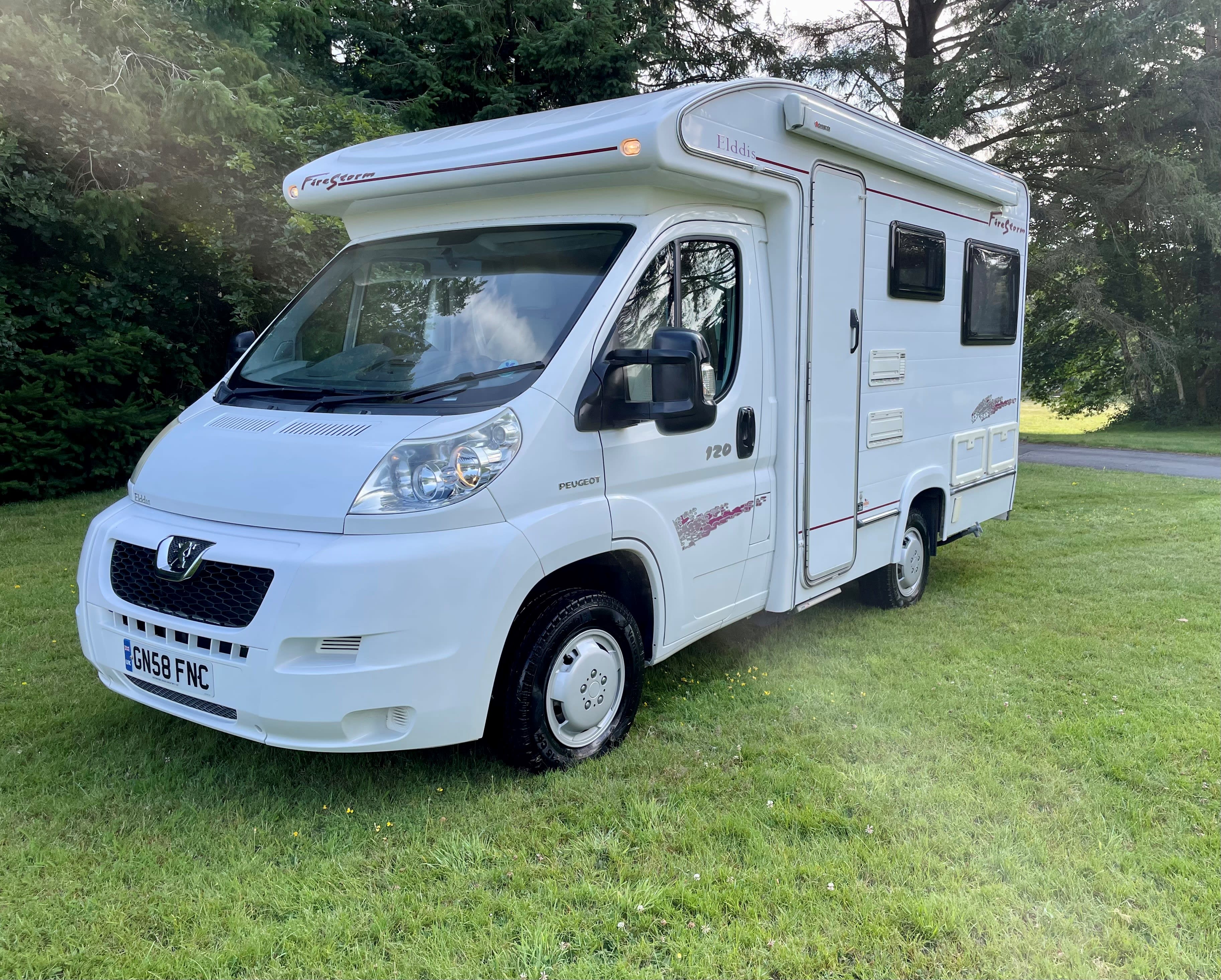 2008 Elddis Firestorm 120