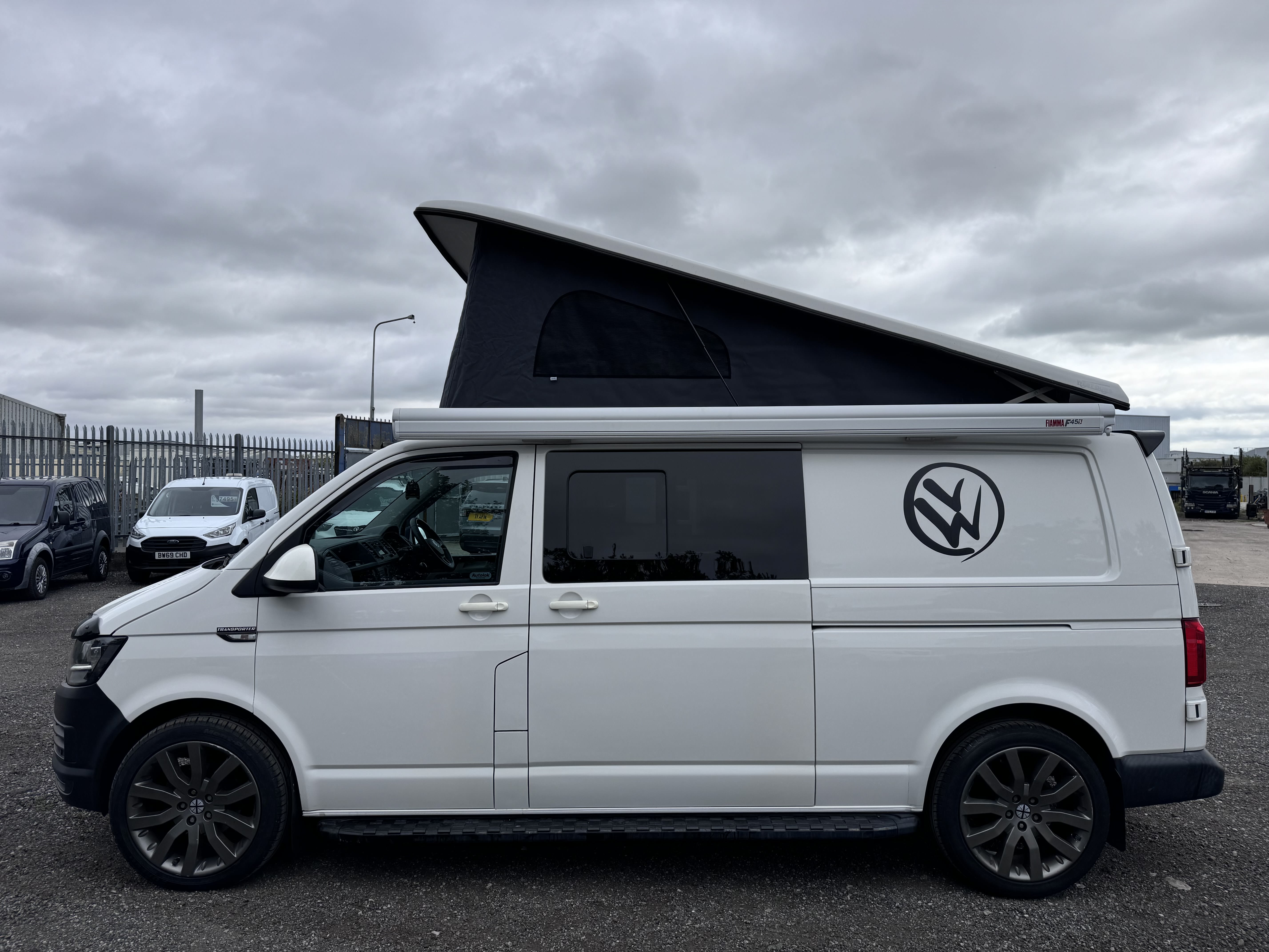 2016 Volkswagen Transporter T6 Campervan. Lwb. Pop Top. A...