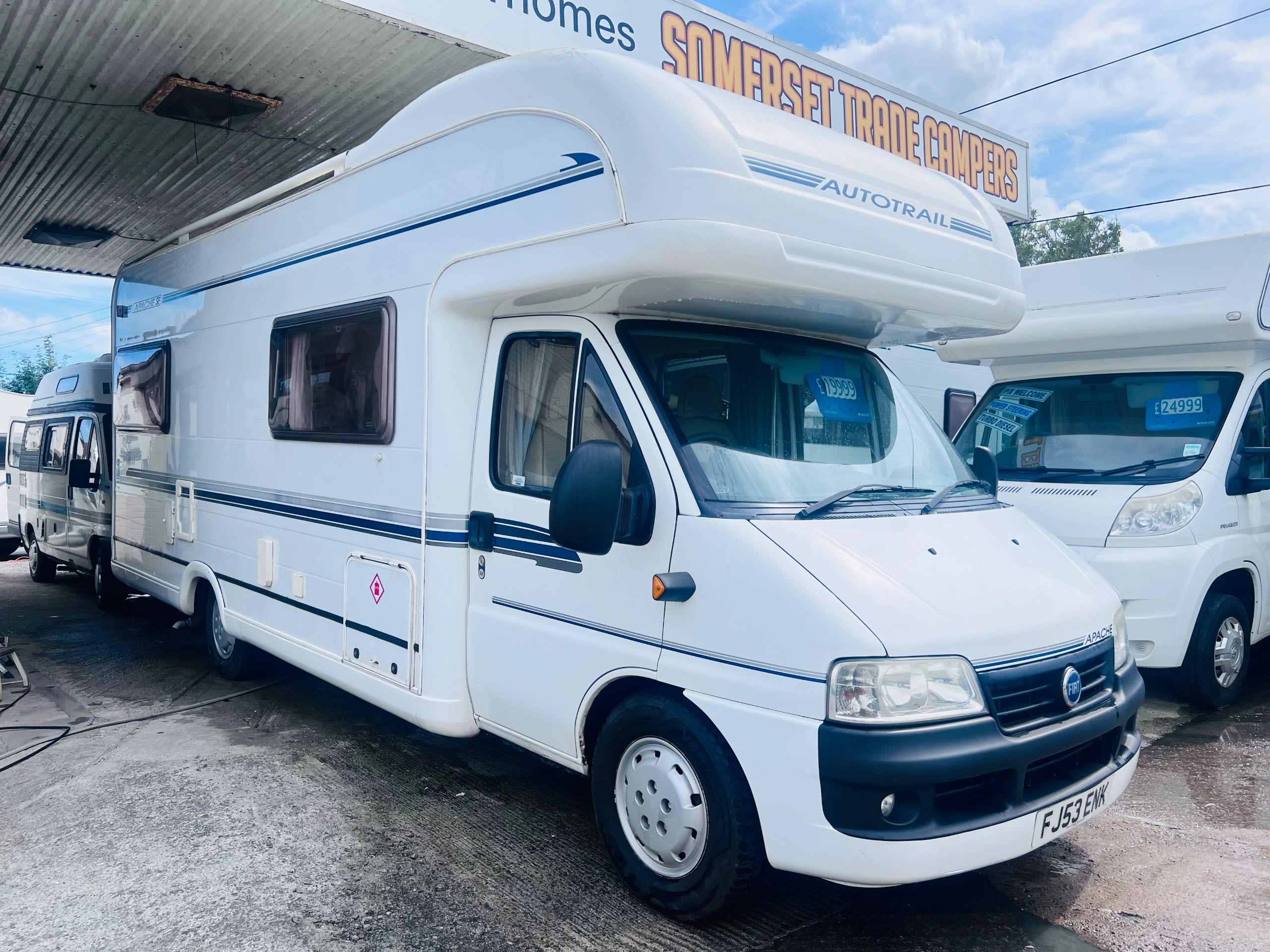 2003 Auto Trail Apache White
