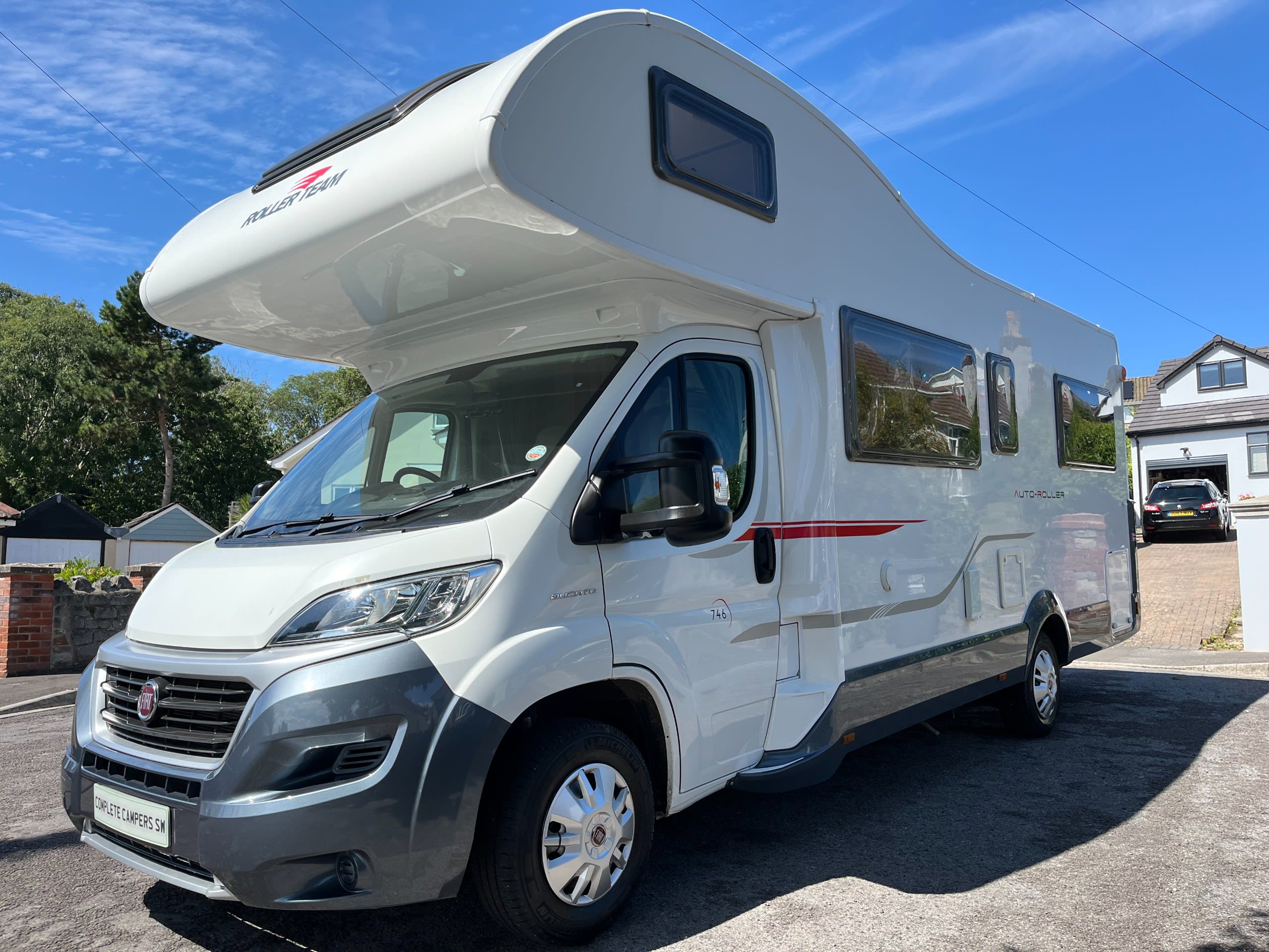2015 Roller Team Auto-roller 746 White