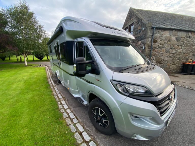 2019 Adria Matrix Supreme 670 Dc