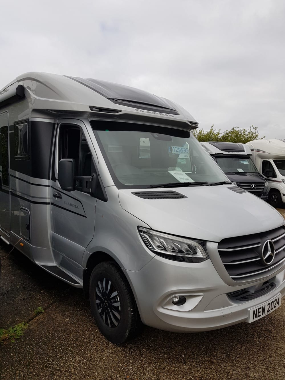 2024 Adria Mb Matrix Supreme 670dc (ref: 1091155 Due In O...