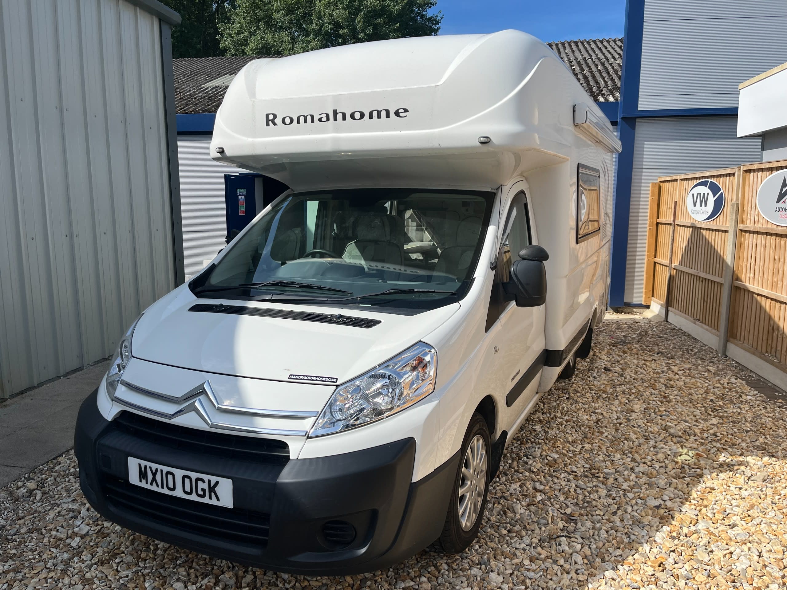 2010 Romahome R40 White