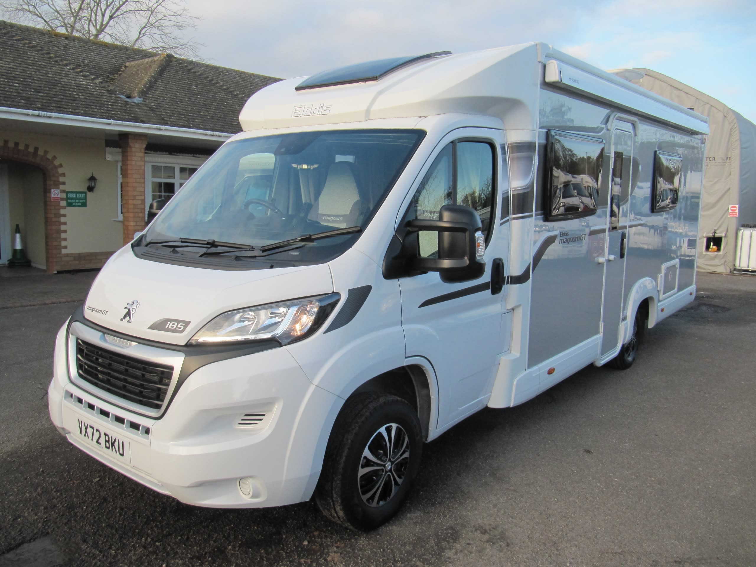 2022 Elddis Autoquest 185 White