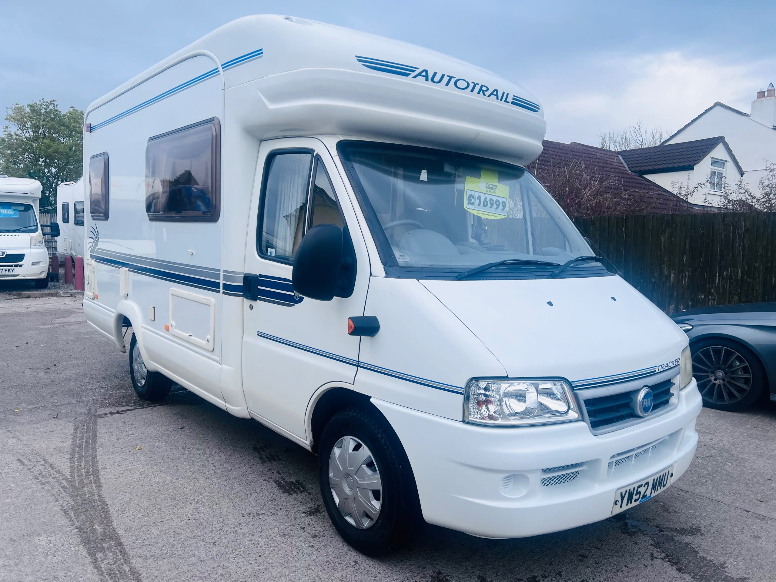 2002 Auto Trail Tracker White