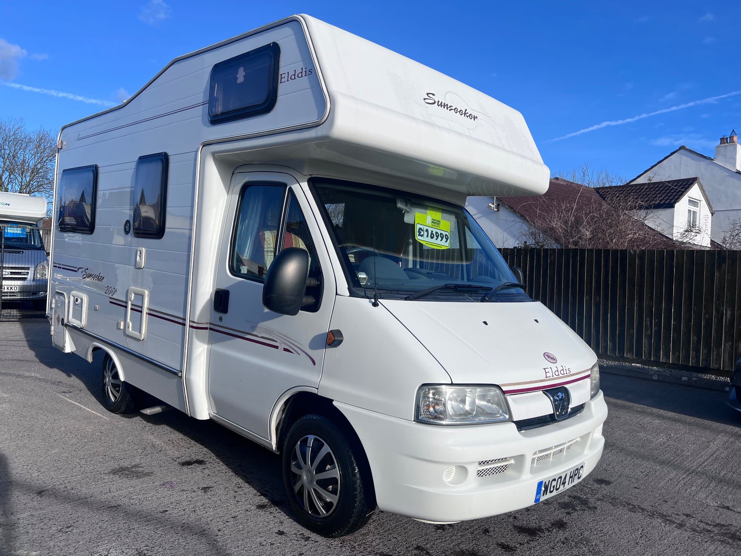2004 Elddis Sunseeker White