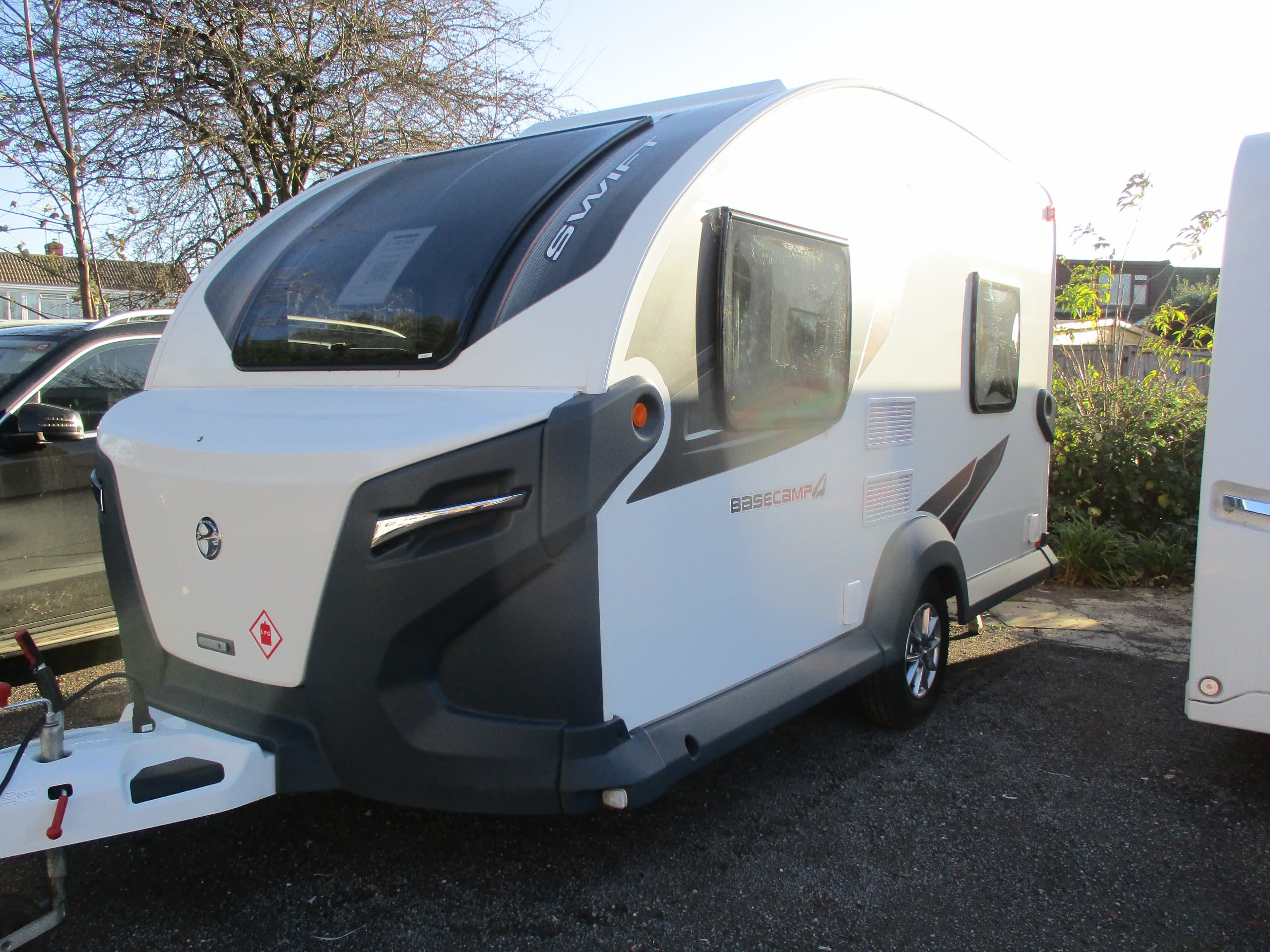 2023 Swift Basecamp White