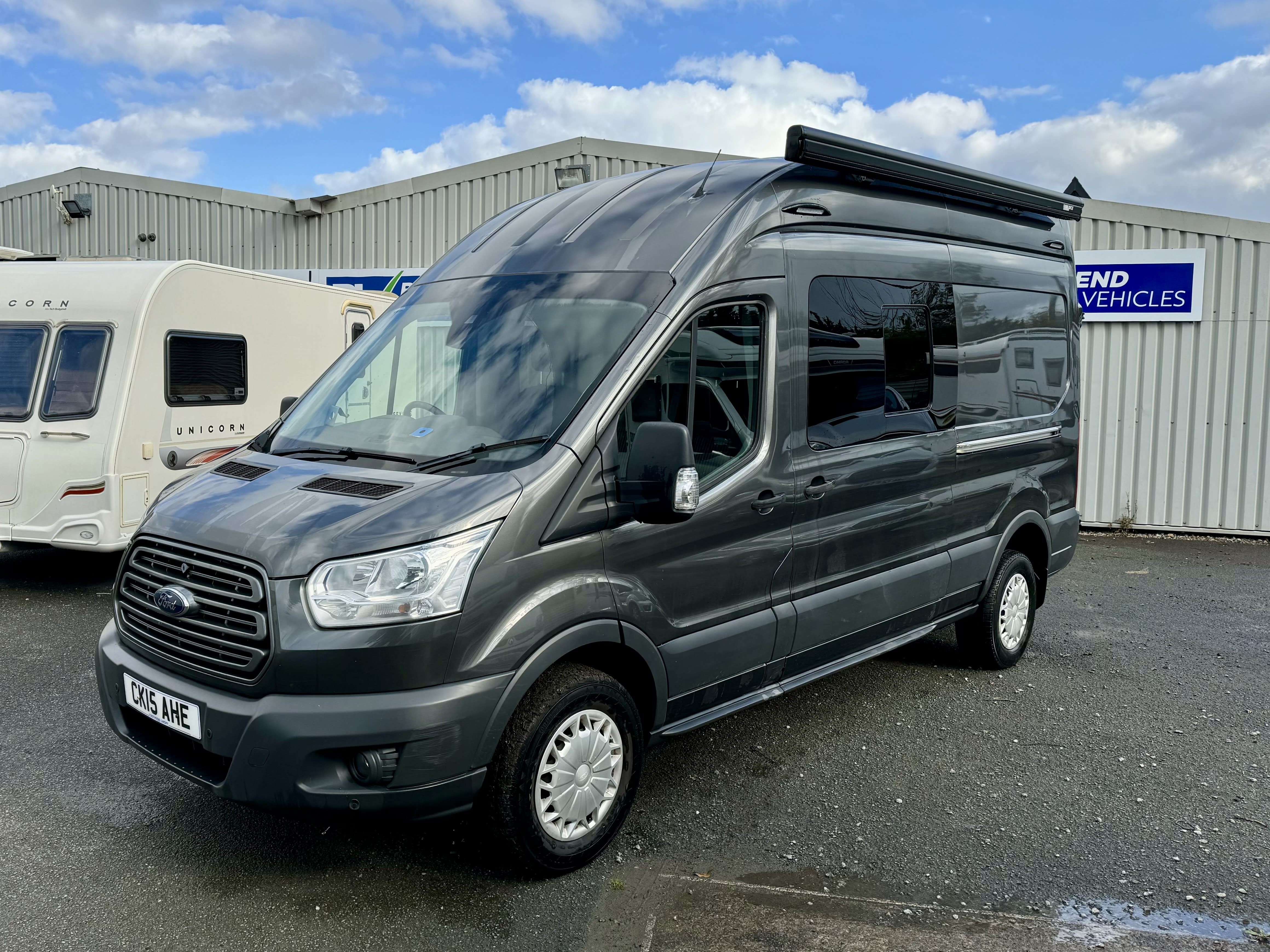 Ford Transit 350 Trend Platinum 2 Berth Camper