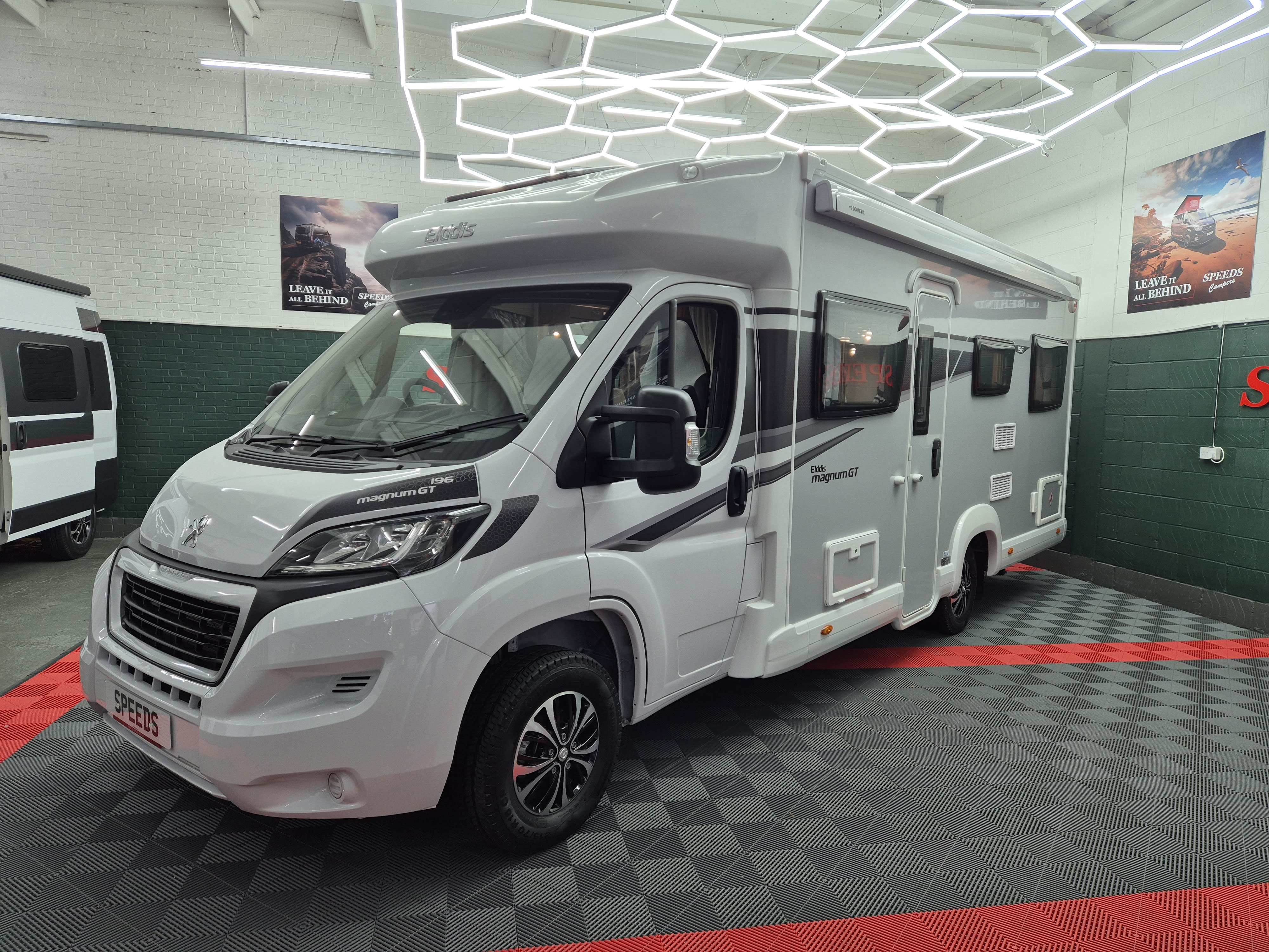 Elddis Autoquest 196 Magnum Gt 2.2 6 Berth-6 Belted Seats...