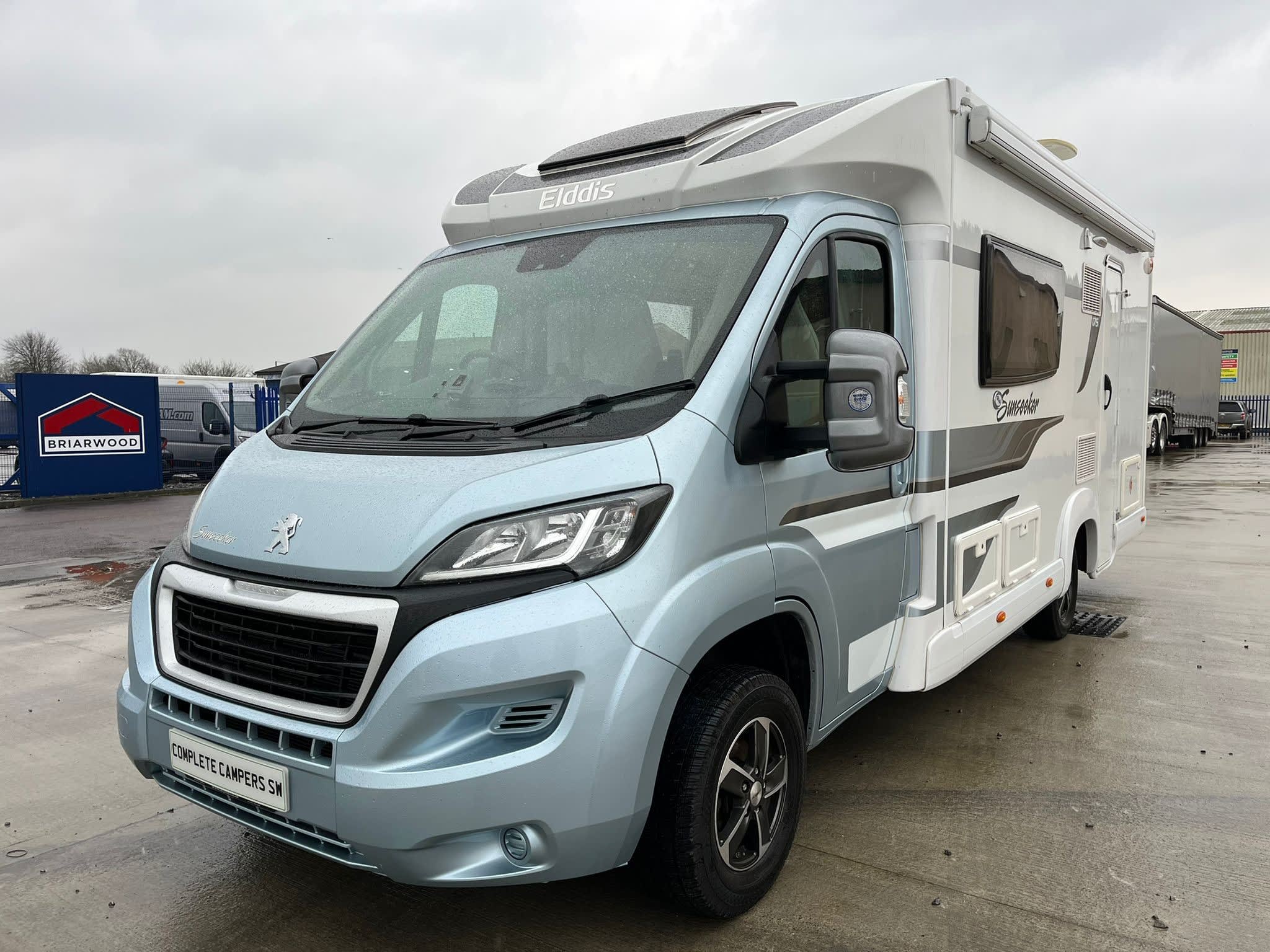 2017 Elddis Autoquest 175 Blue