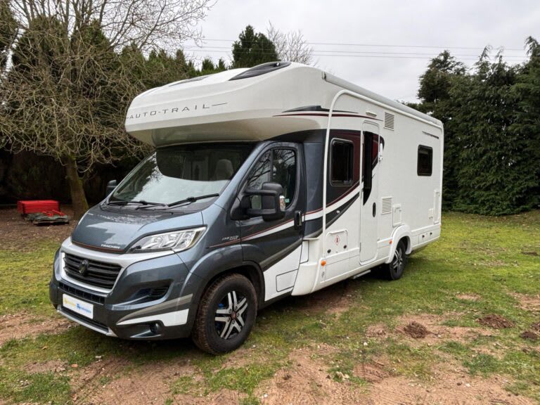 2019 Auto-trail Tracker Lb Low Line