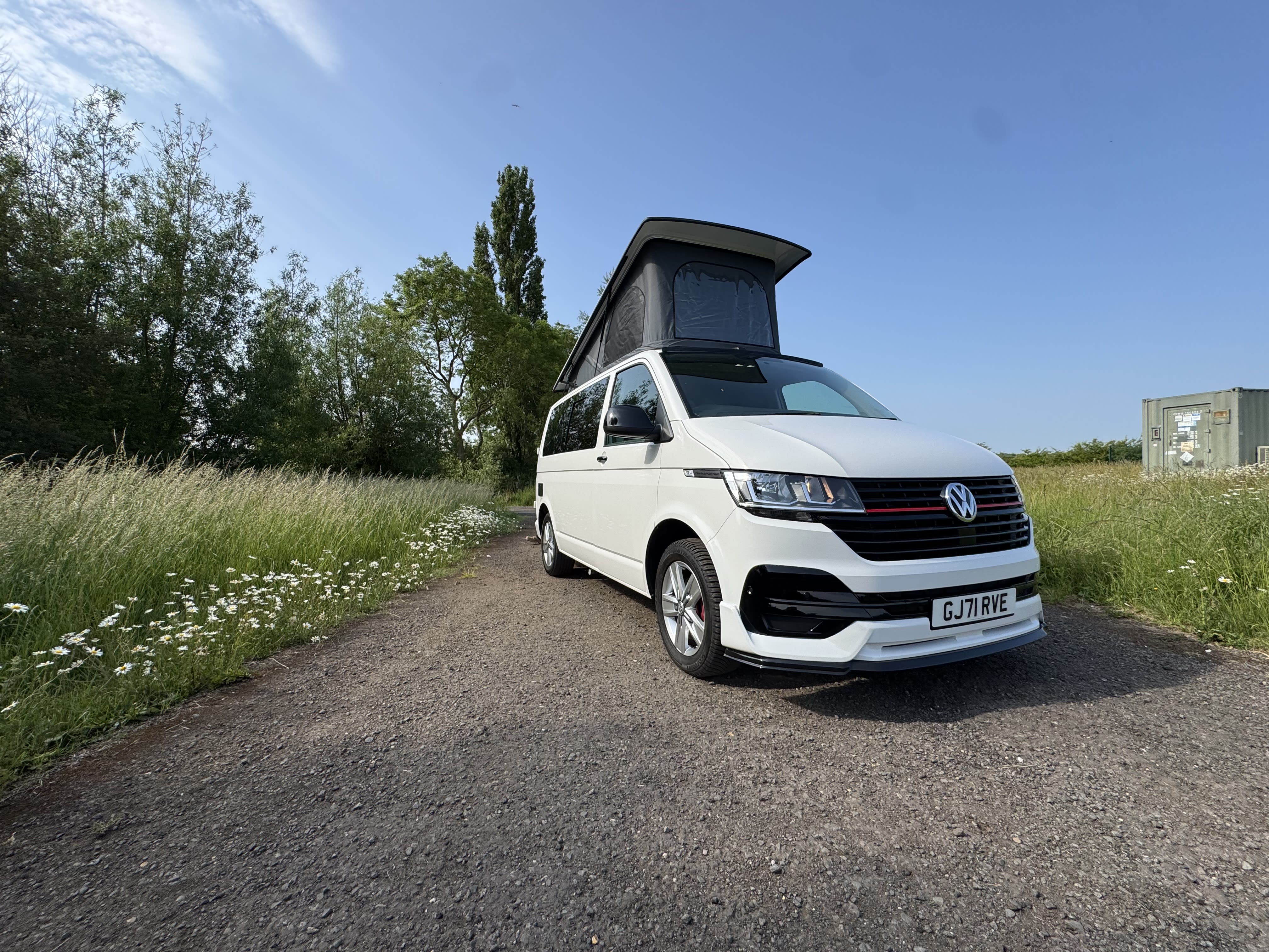 Vw T6.1 Swb With Business Pack & Rib Bed