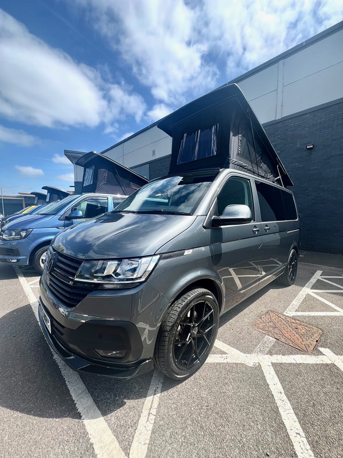 Vw Transporter T6.1 Highline 150 Automatic Indium Grey Sw...