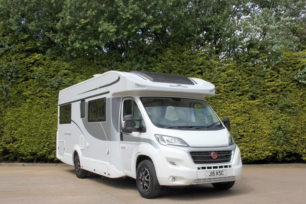 Roller Team Auto- Roller 747 9 Speed Automatic, Dual Loun...