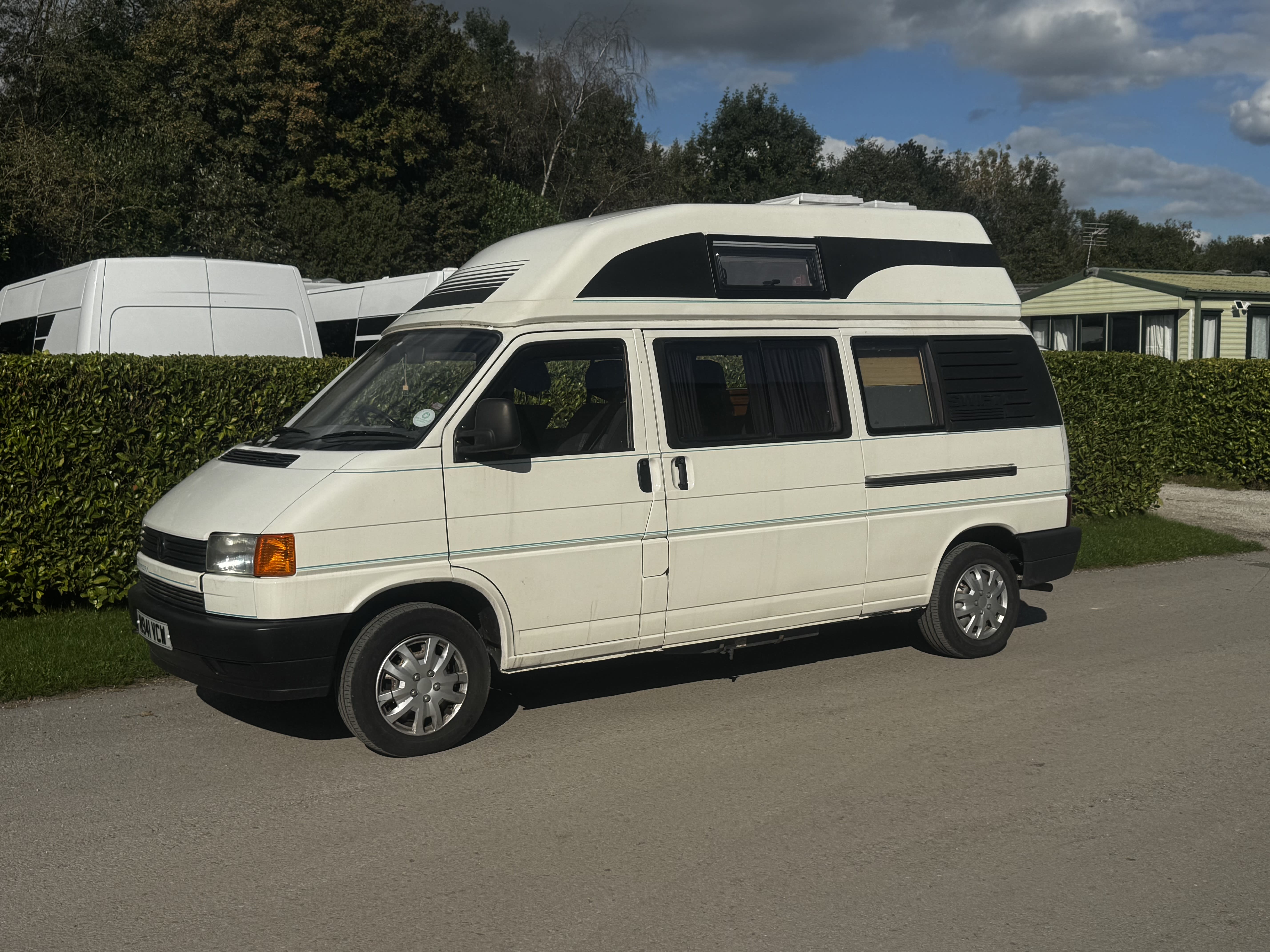 Volkswagen Transporter Swift Carrera 4 Campervan