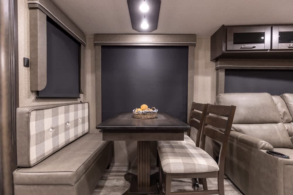 2021 Grand Design Reflection 320 MKS