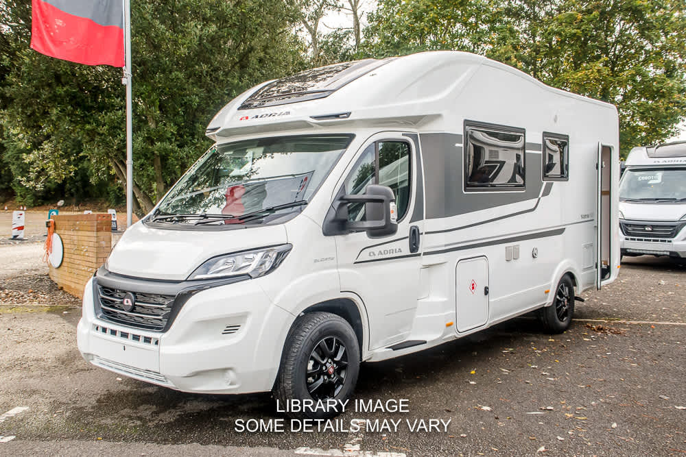 New Adria Matrix Axess 600 DT 2023 Motorhome