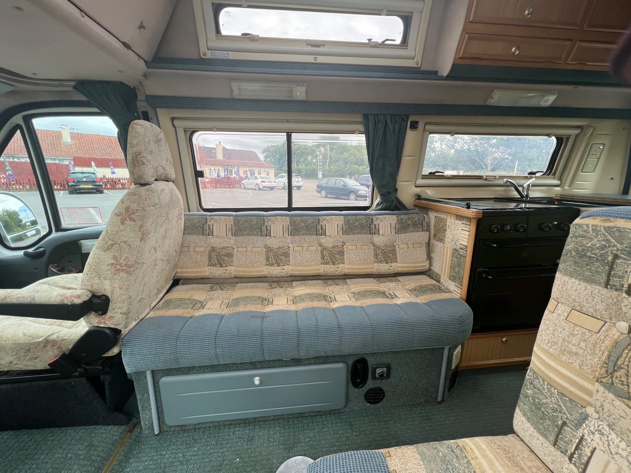 2004 Auto Sleeper Symbol White