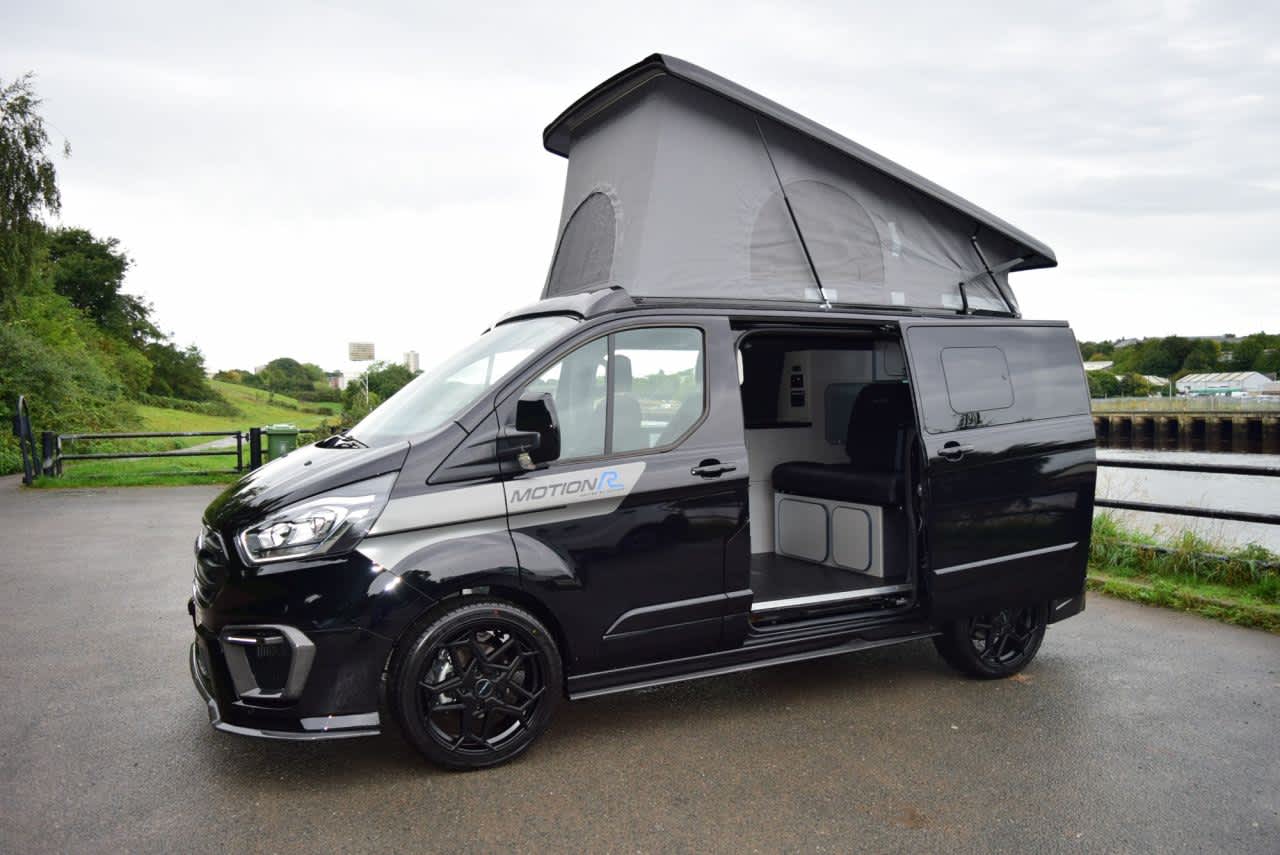 2022 FORD TRANSIT CUSTOM BLACK