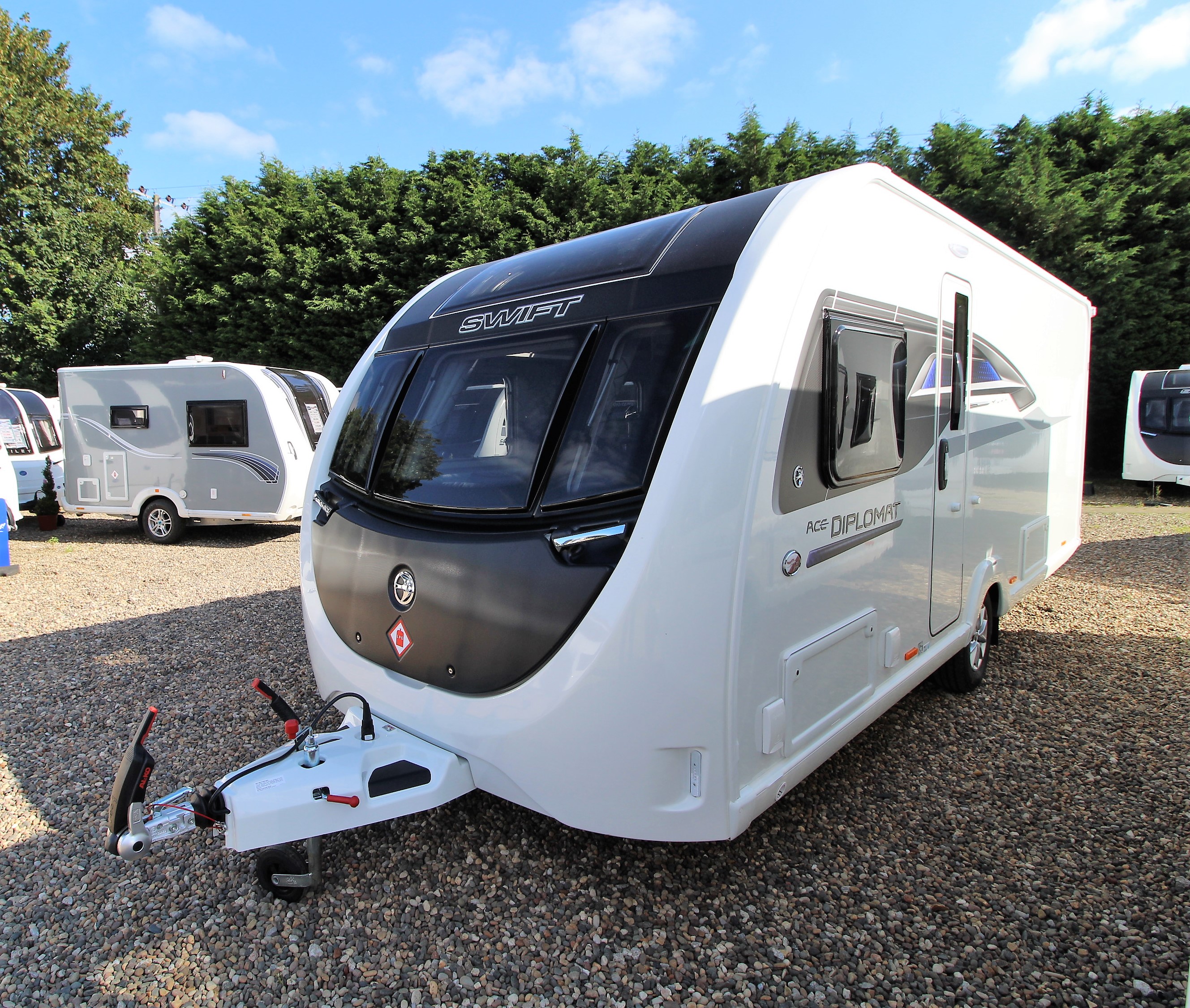2018 SWIFT BASE CAMP PLUS