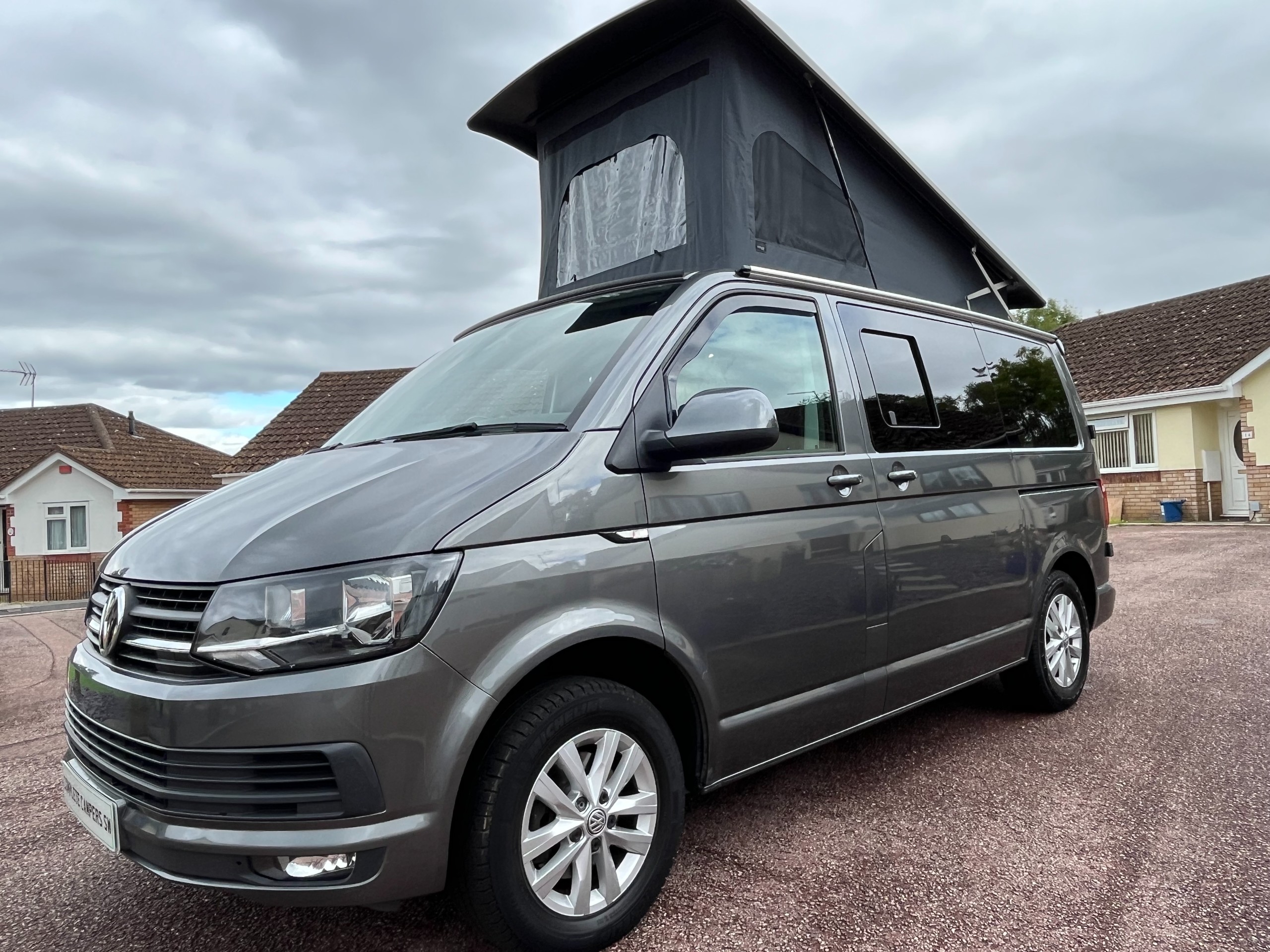 2017 Volkswagen Transporter White