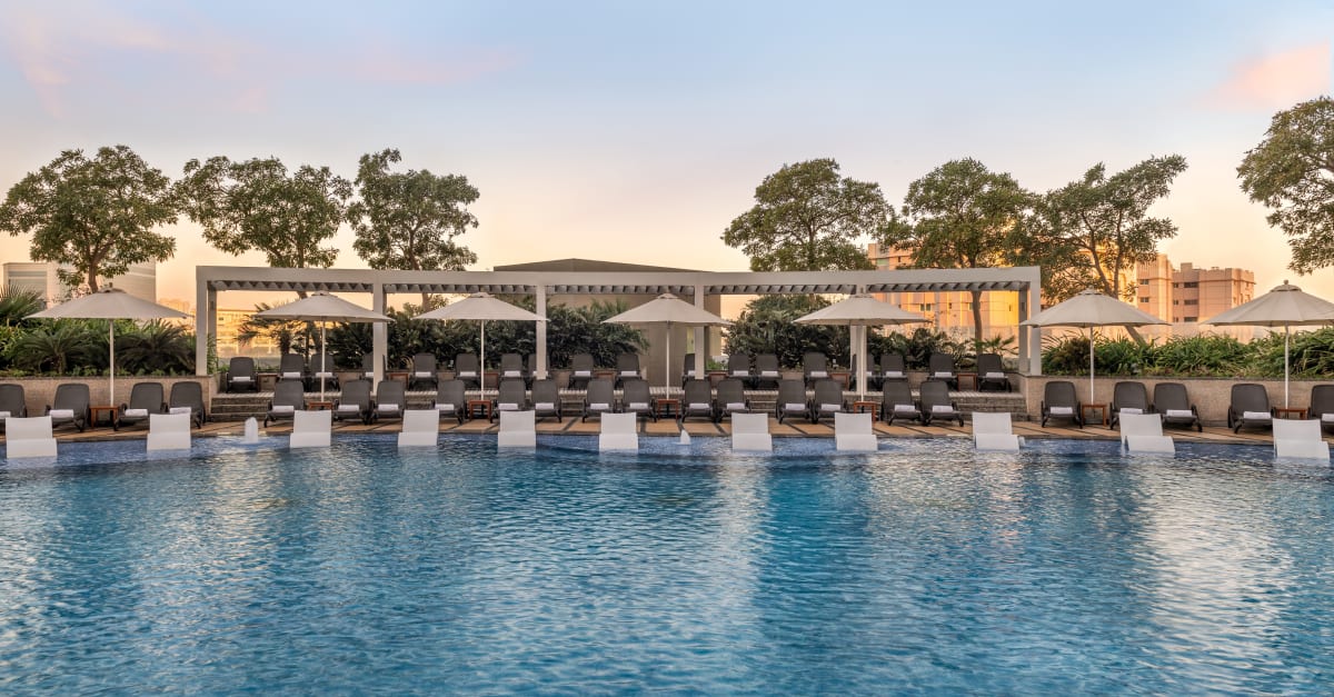 Pool Bar | Pool in Dubai | Hyatt Regency Dubai Creek Heights