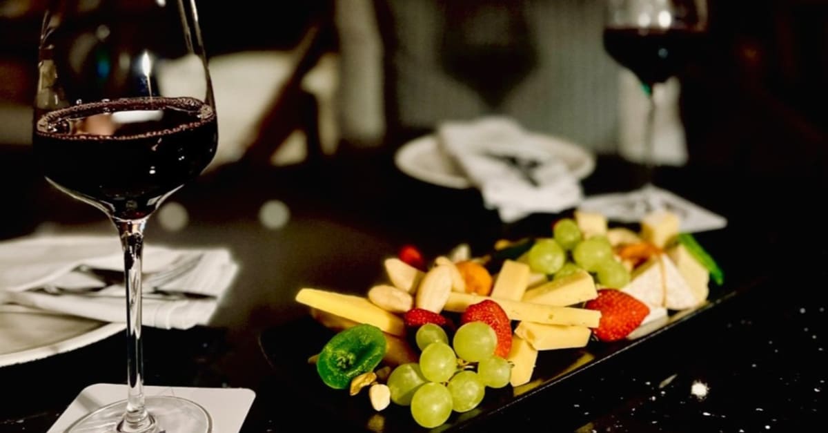 WINE AND CHEESE FRIDAYS AT EXPLORERS BAR | HYATT REGENCY HARARE THE MEIKLES